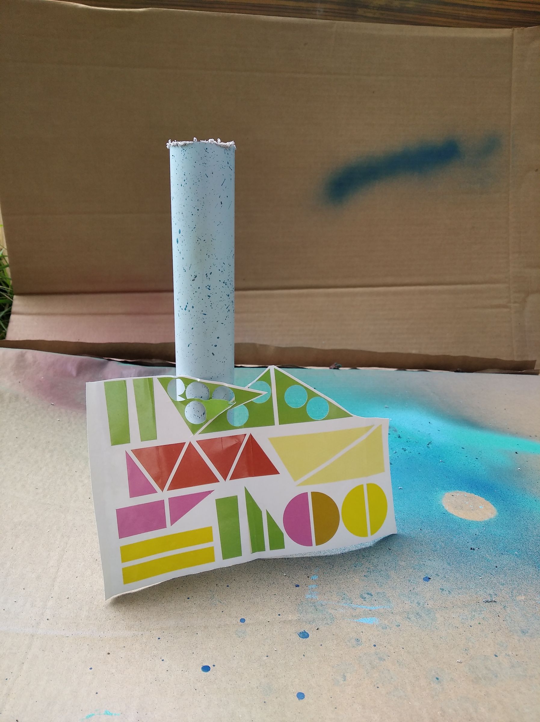 Experimenting With Spraypainting Pipes : 8 Steps - Instructables