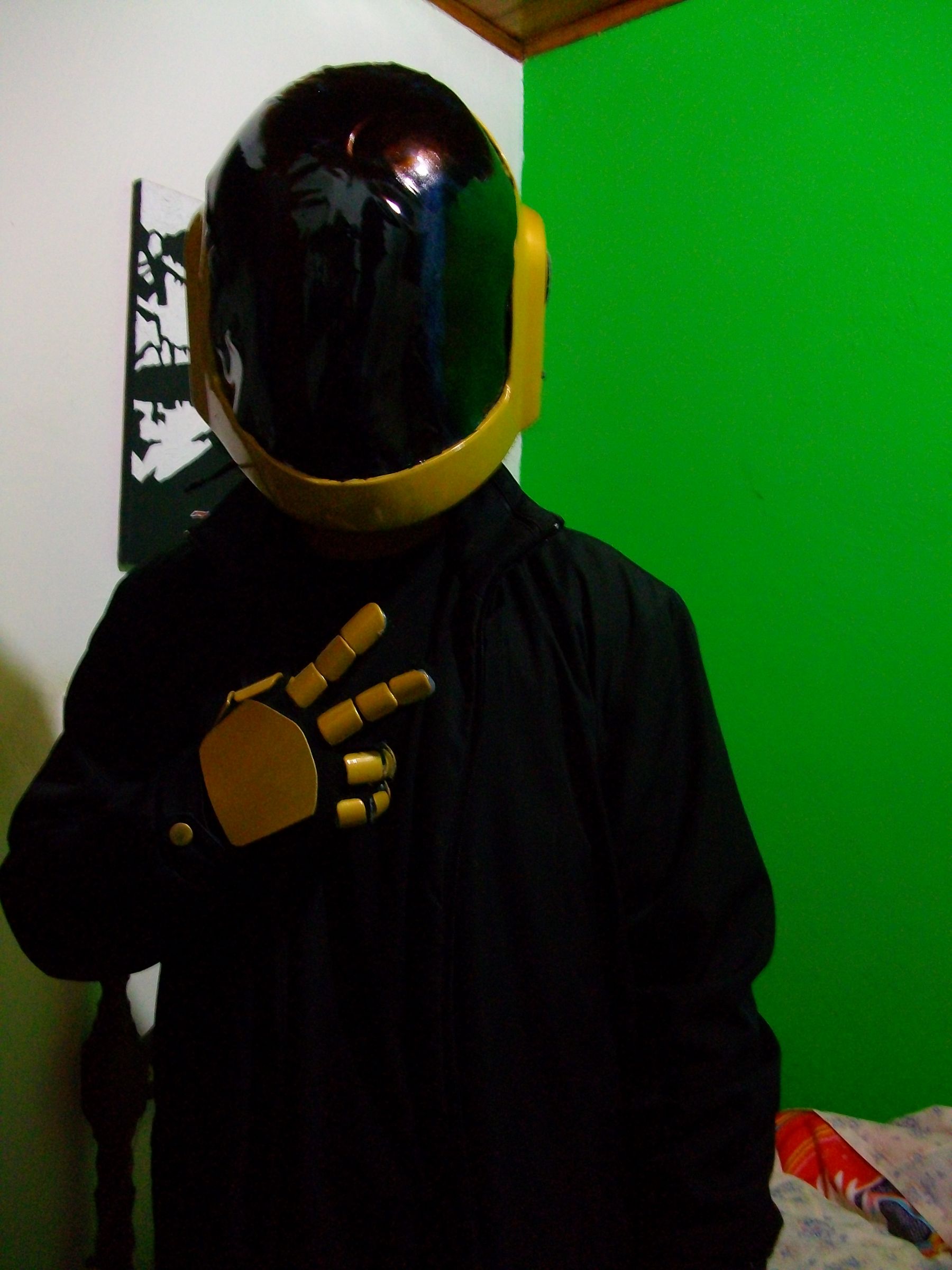 How to Make a Cosplay Helmet! : 14 Steps (with Pictures) - Instructables