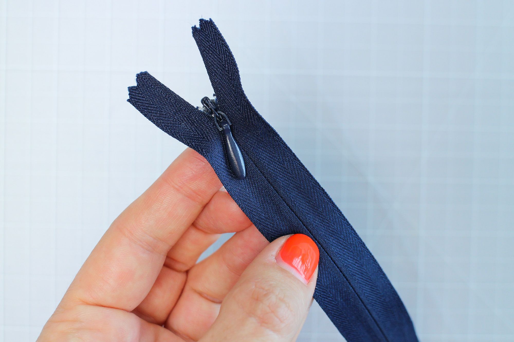 Sewing Zippers and Buttons : 11 Steps - Instructables