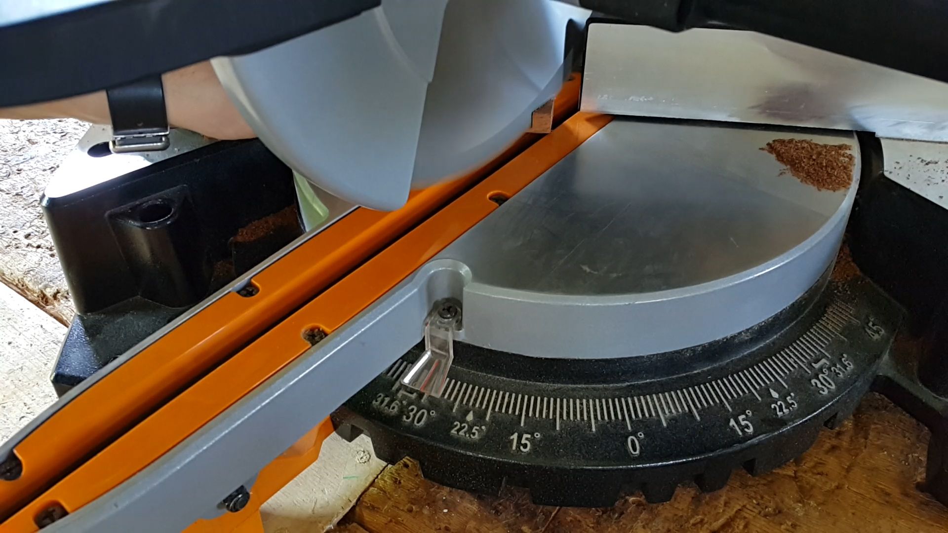 Spider Shaped Lamp : 11 Steps (with Pictures) - Instructables