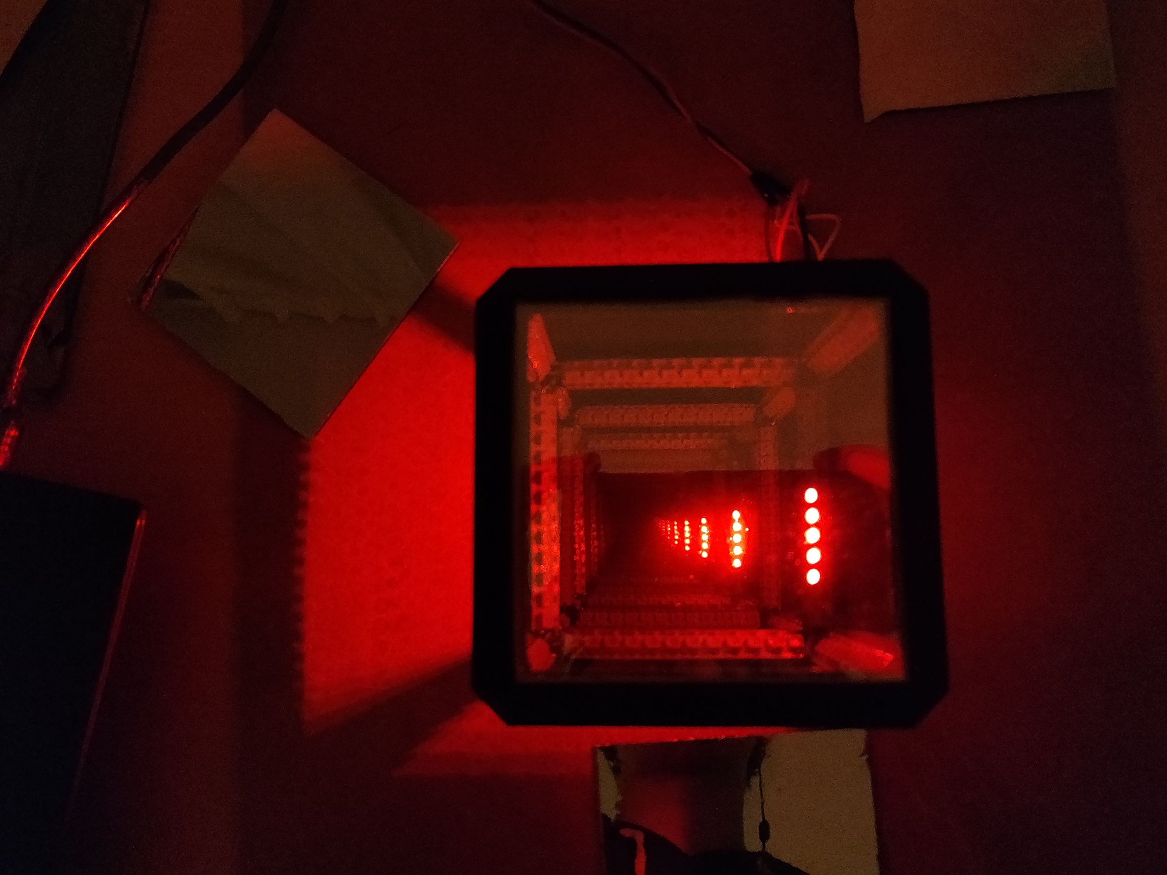 "Easy" Infinity Cube : 14 Steps (with Pictures) - Instructables