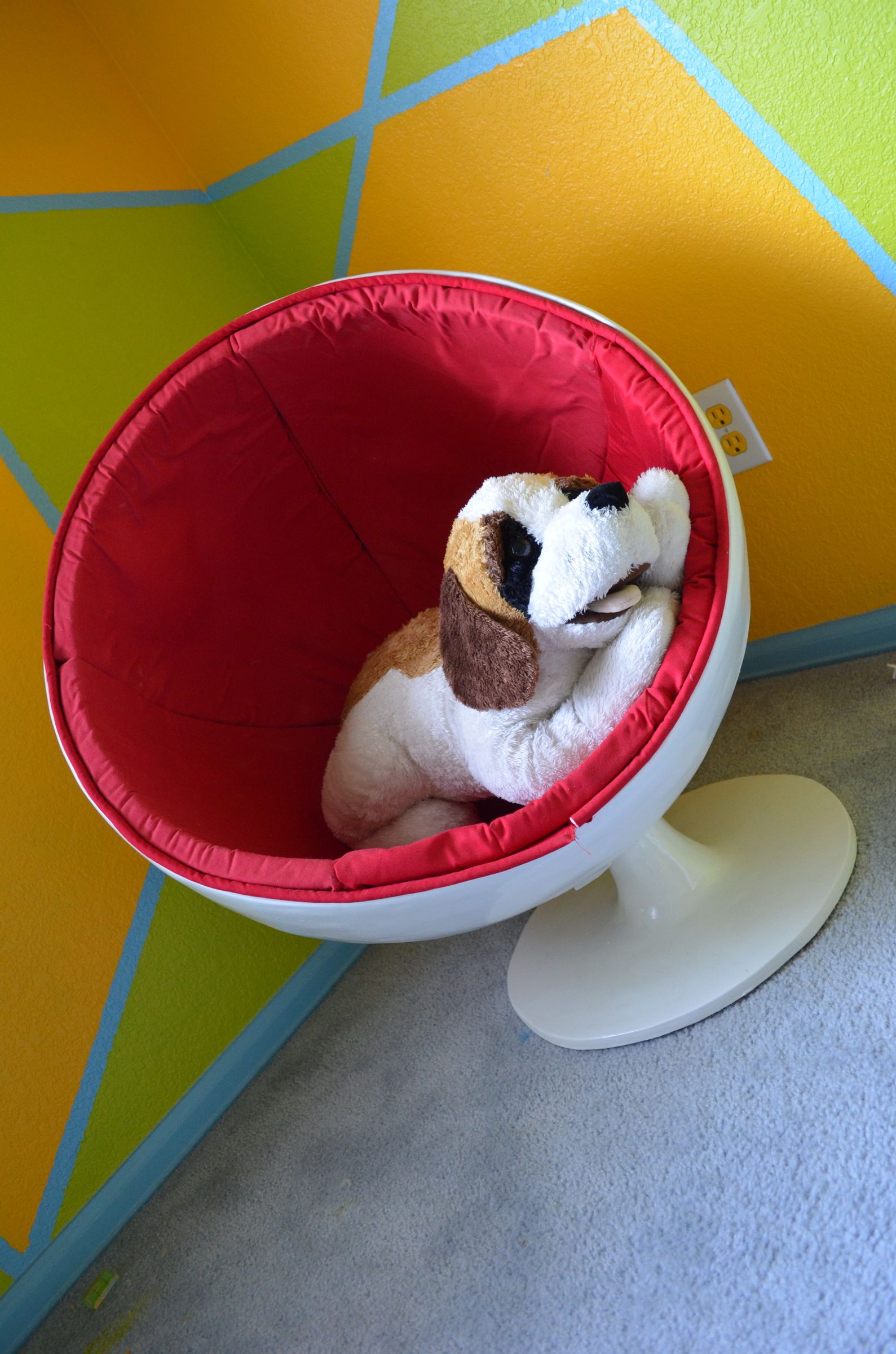 Eero Ball Dog Bed/Chair : 11 Steps (with Pictures) - Instructables