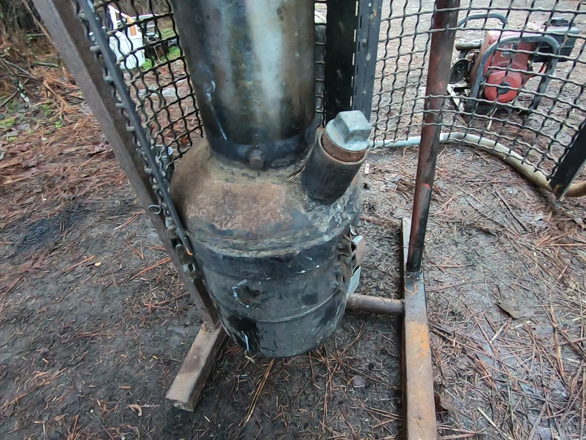 Using Wood to Fuel a Generator! (How to Build a Wood Gasifier W ...