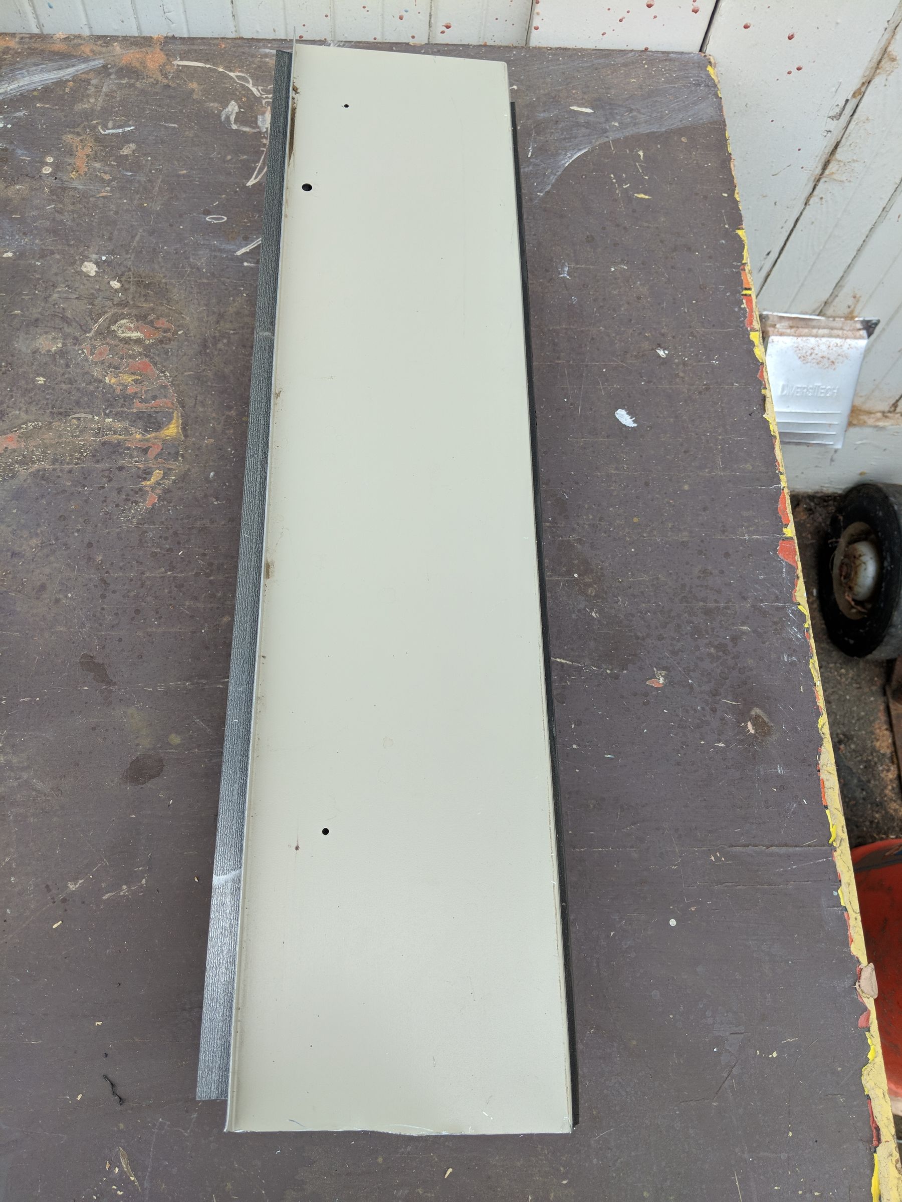 Automatic Chicken Feeder With Upcycled Gutter & Metal Pieces : 14 Steps ...