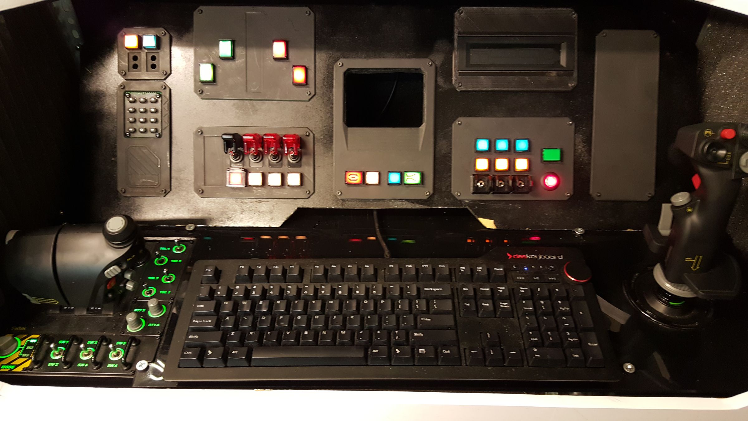 Ctrl Desk for Space Simulators and Beyond : 5 Steps - Instructables