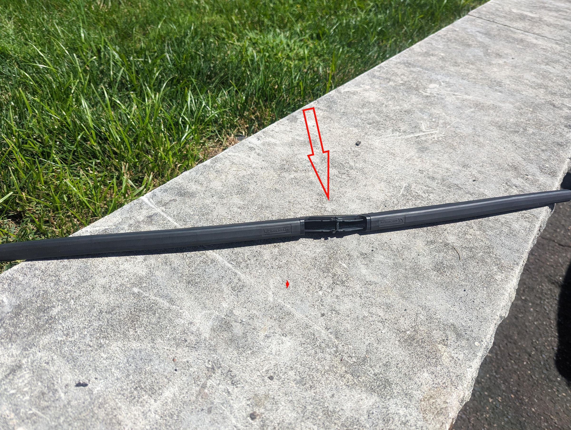 Free Rear Windshield Wiper Replacement : 6 Steps - Instructables