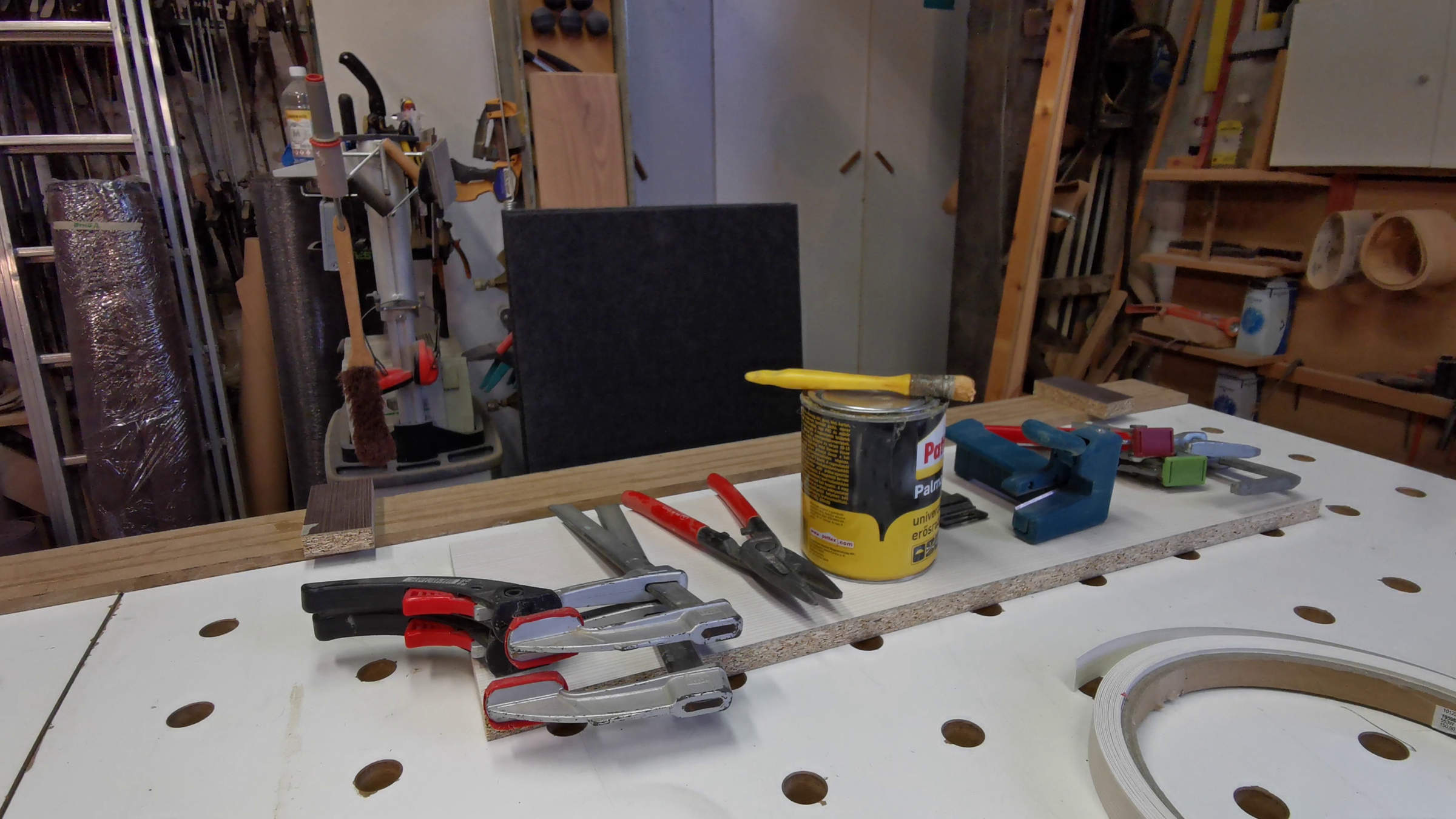 Particleboard Desk : 14 Steps (with Pictures) - Instructables