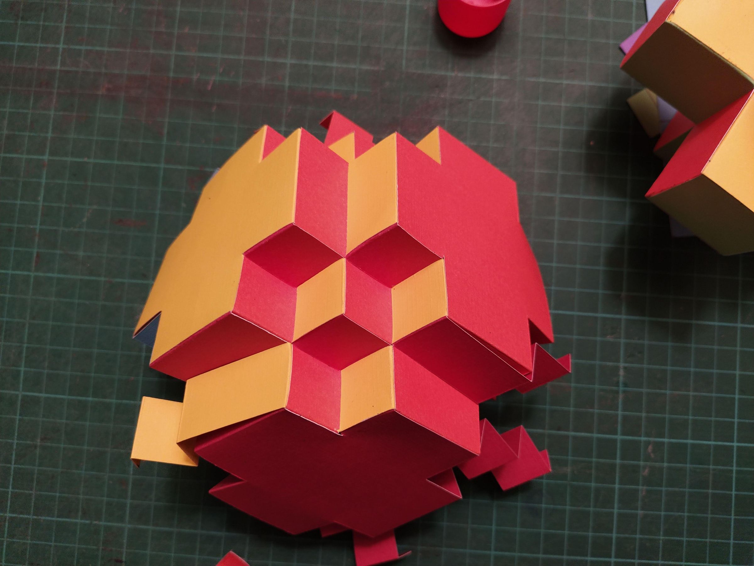 Paper Voxel Sphere : 8 Steps (with Pictures) - Instructables
