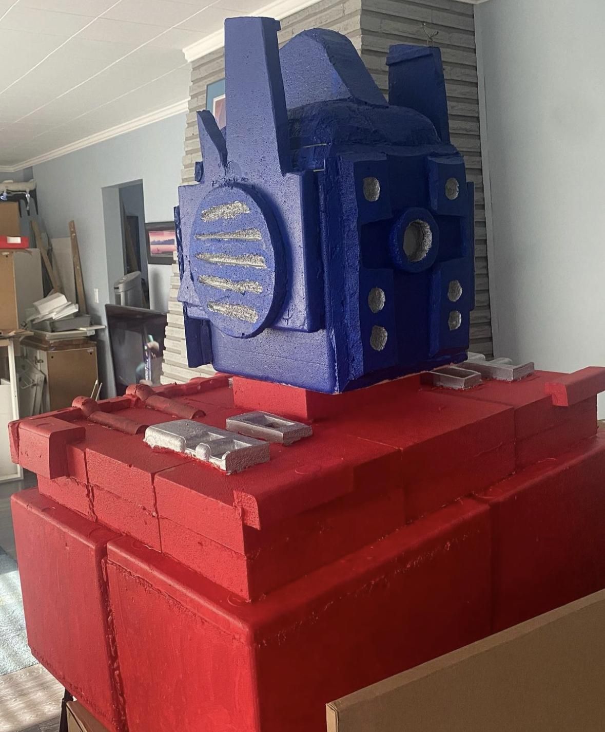 Transformers Halloween Display : 4 Steps (with Pictures) - Instructables