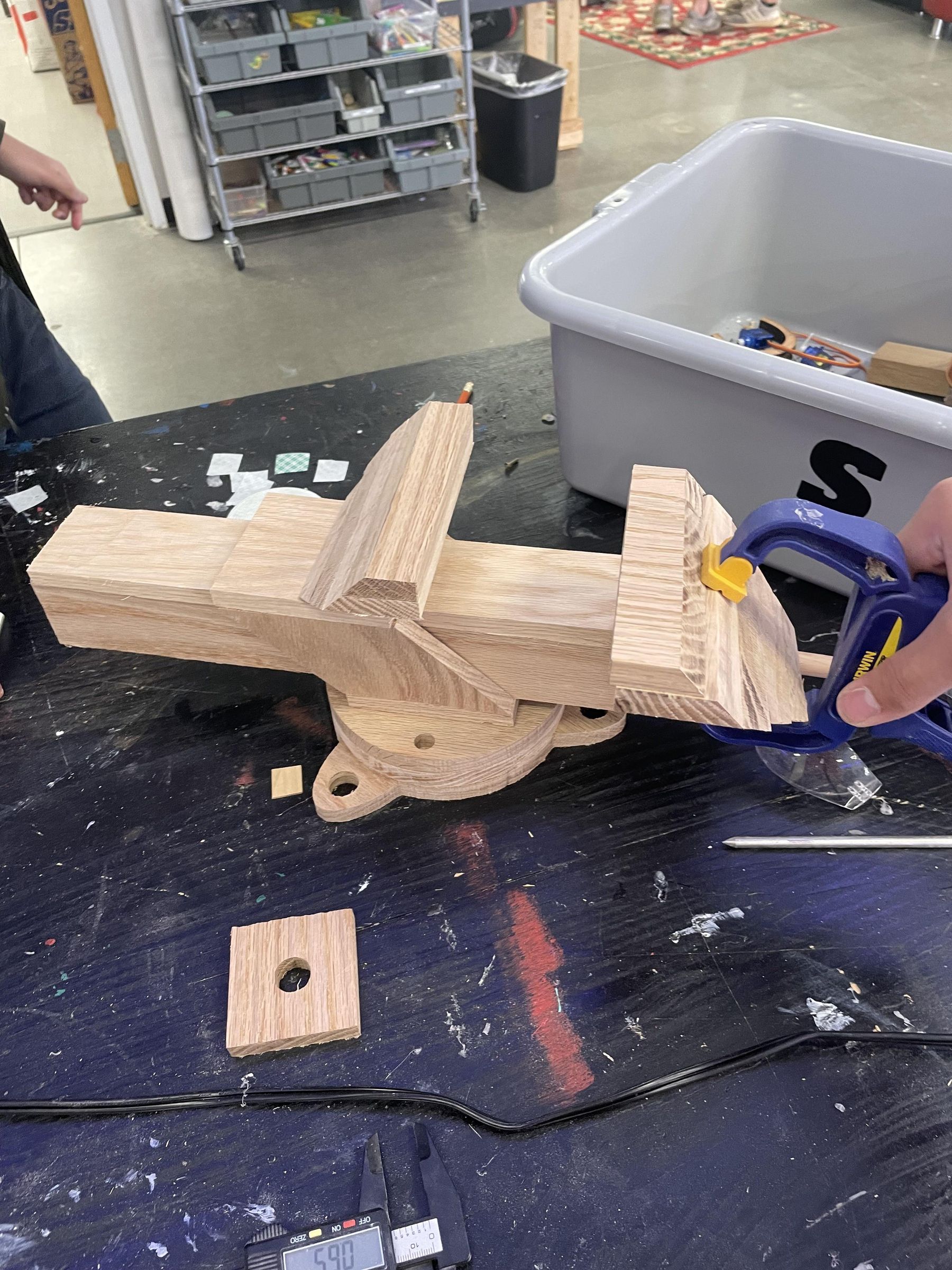 Wooden Bench Vise : 5 Steps (with Pictures) - Instructables