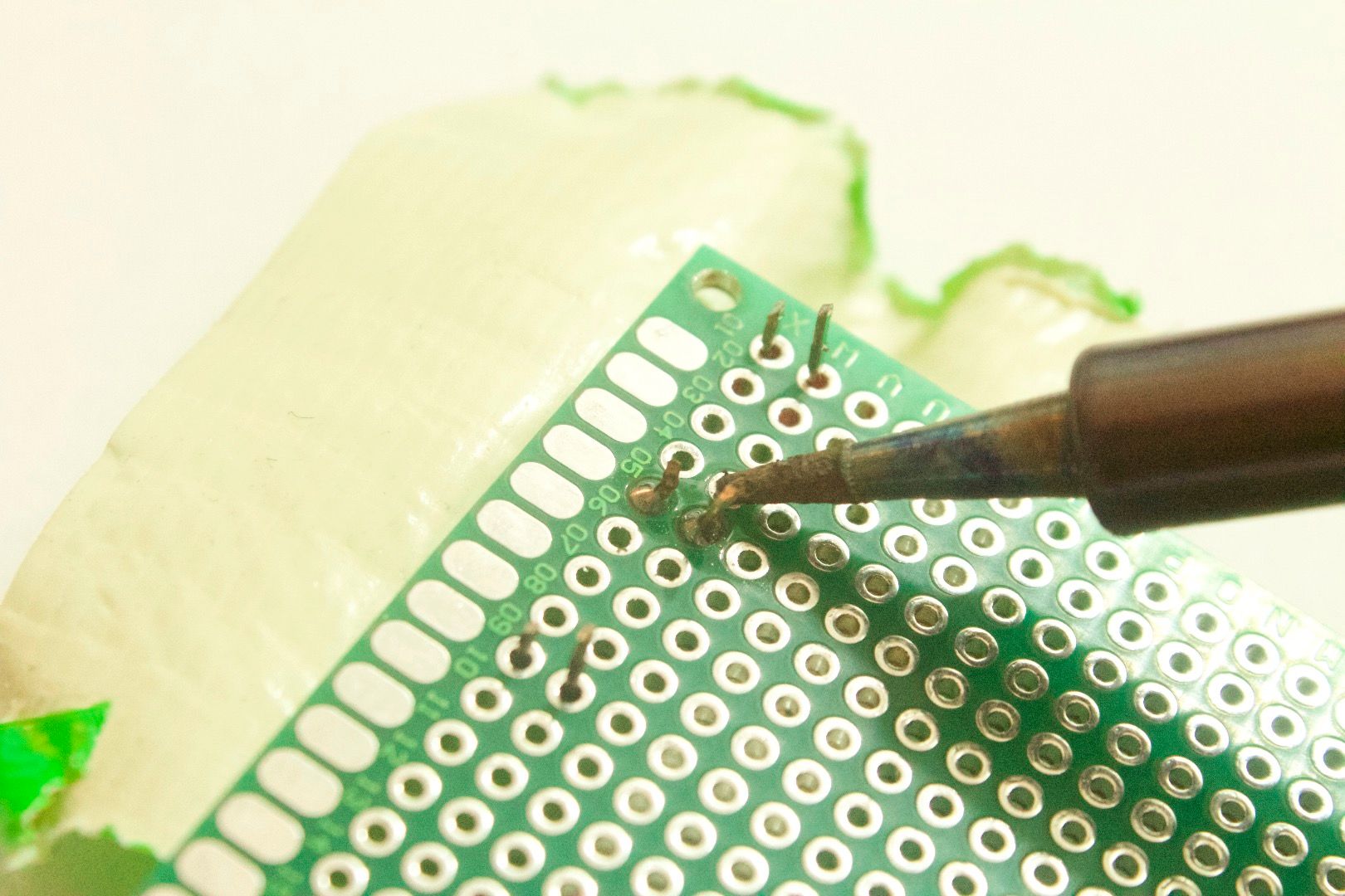 LinkIt One Flex Sensor : 6 Steps - Instructables