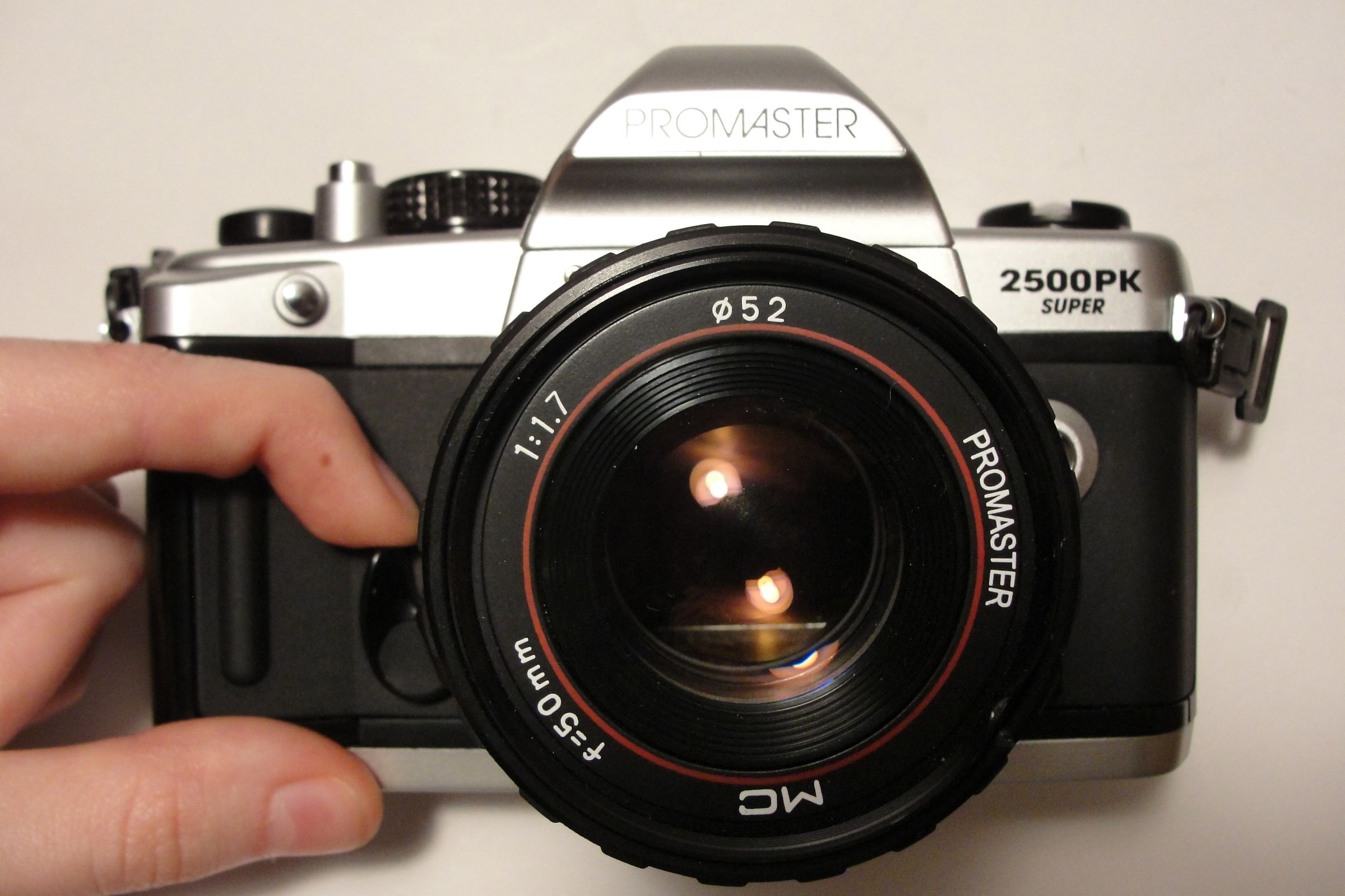 How to Load Film Into a 35mm Camera : 13 Steps (with Pictures ...