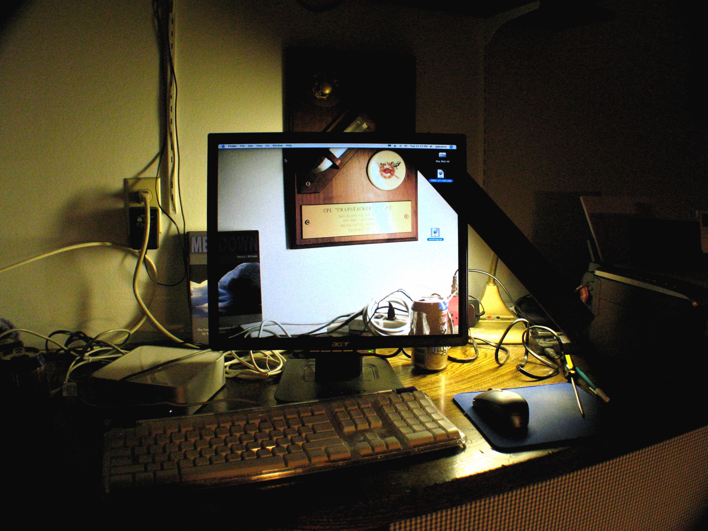 How to Turn Your Computer's LCD Screen Transparent (DIY Mod) : 5 Steps ...