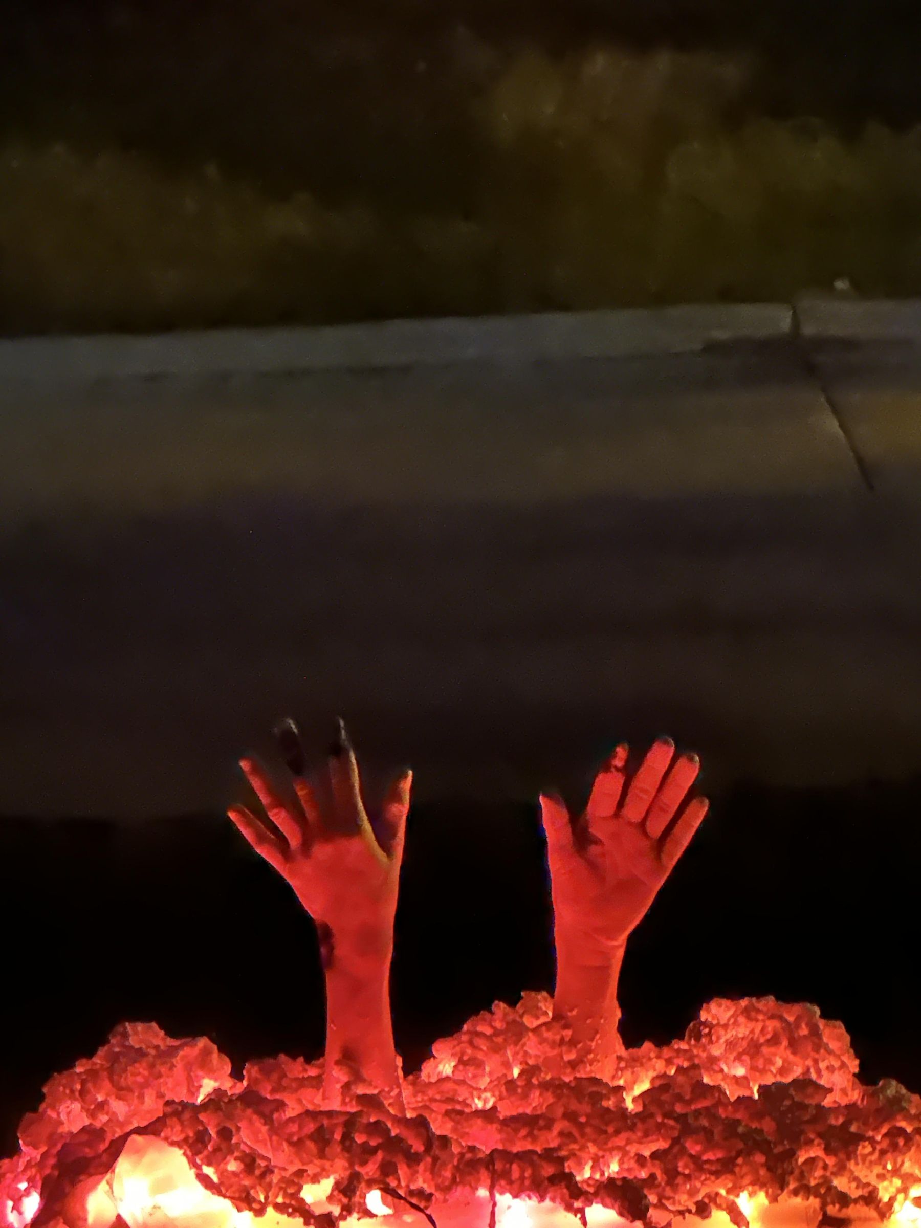 Burning Embers Halloween Prop : 8 Steps (with Pictures) - Instructables