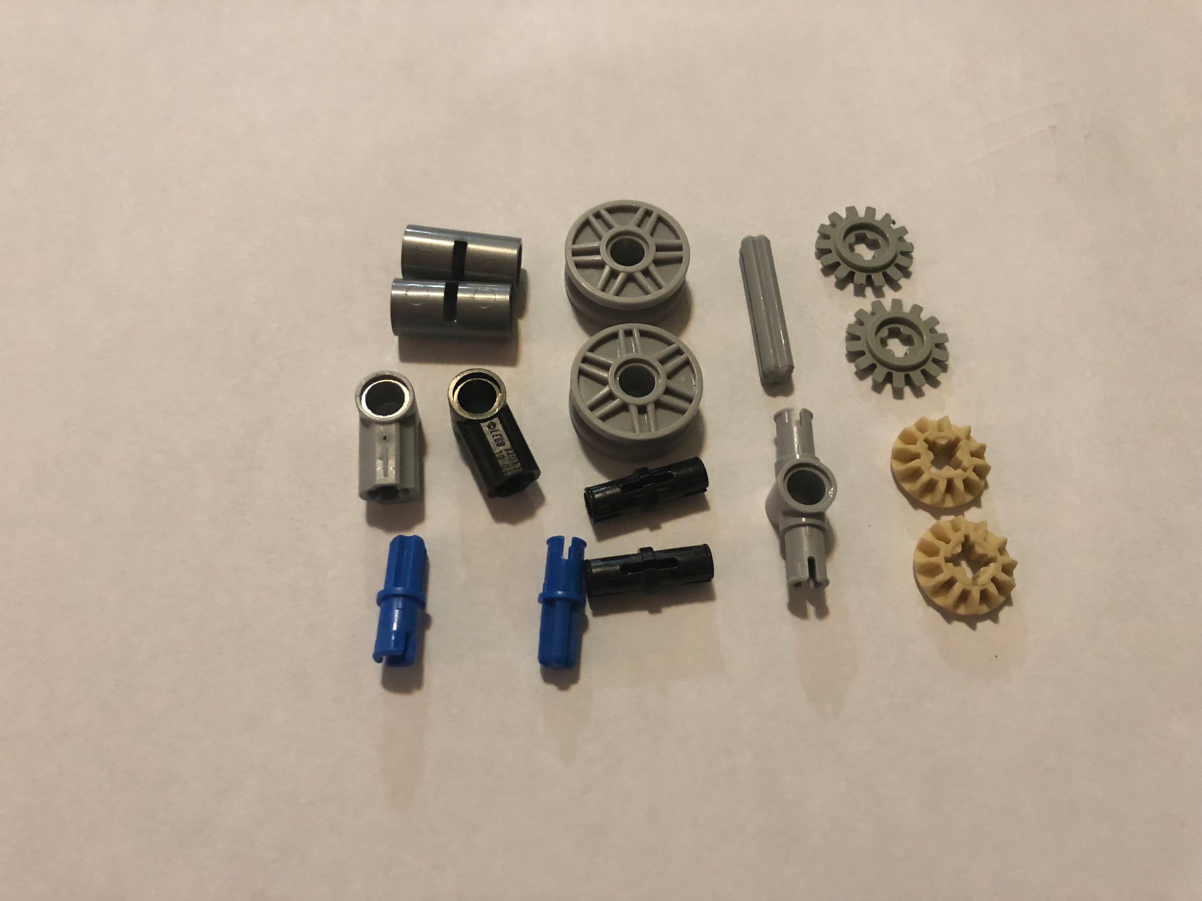 Lego Fidget Spinner. : 10 Steps - Instructables