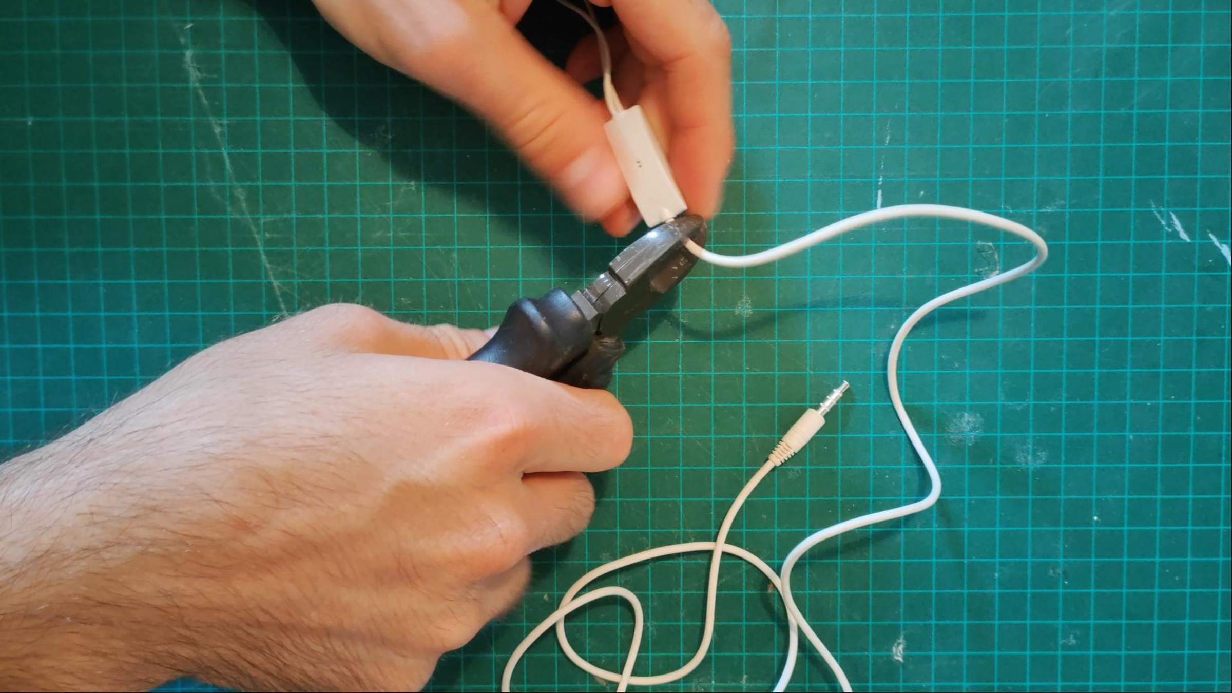 Repurpose Old Earphones to Capture 3D Printing Time-Lapses : 11 Steps ...
