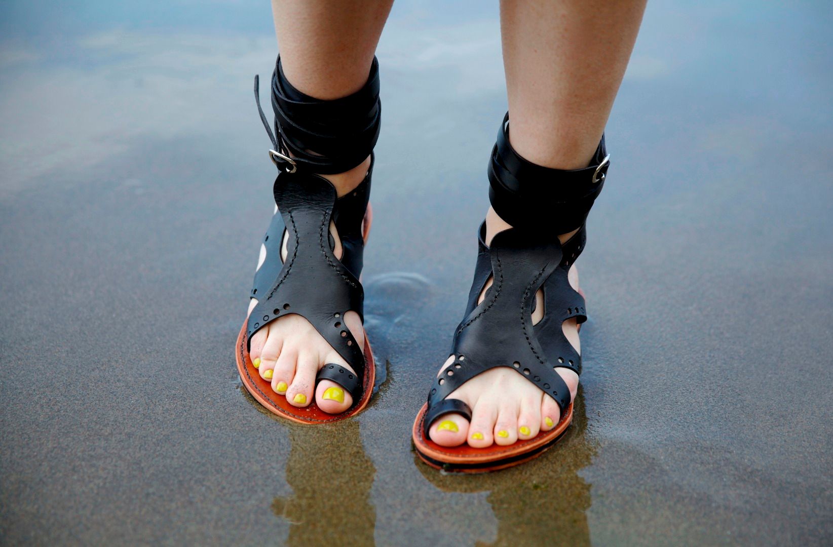 Leather Octopus Sandals : 28 Steps (with Pictures) - Instructables