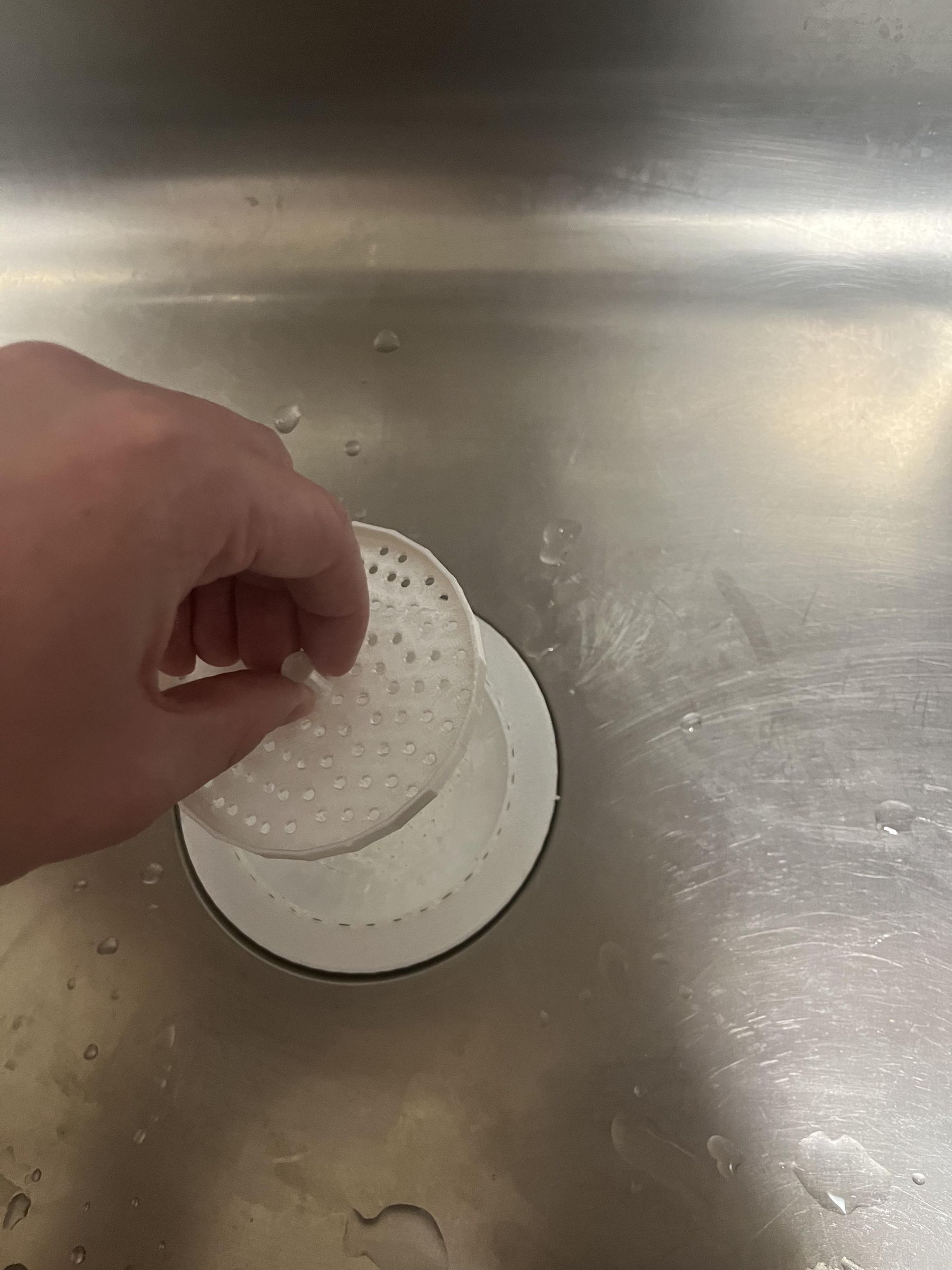 3D Printable Drain Catcher With a Removable Lid : 5 Steps - Instructables