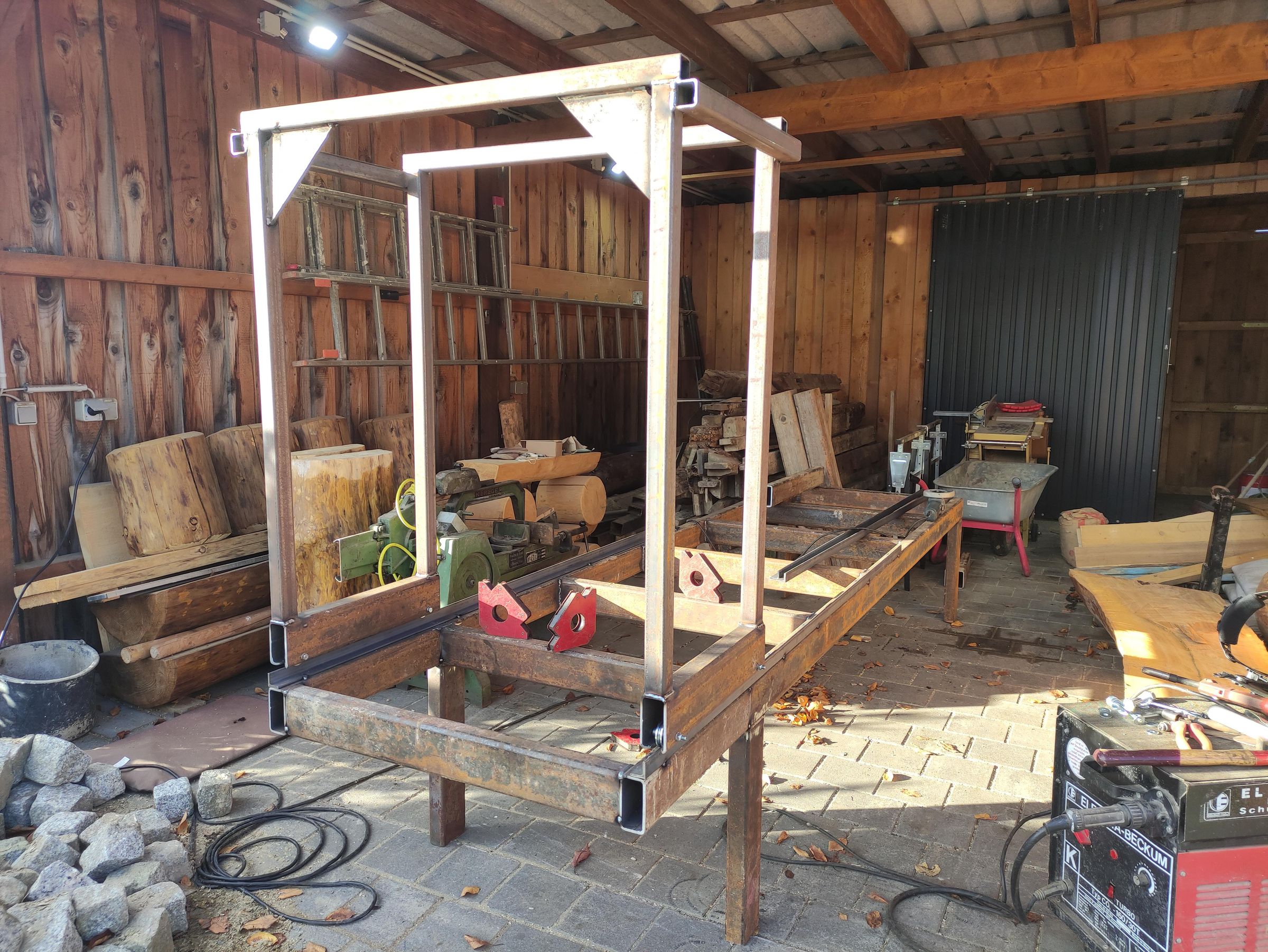 Mobile Sawmill : 8 Steps - Instructables