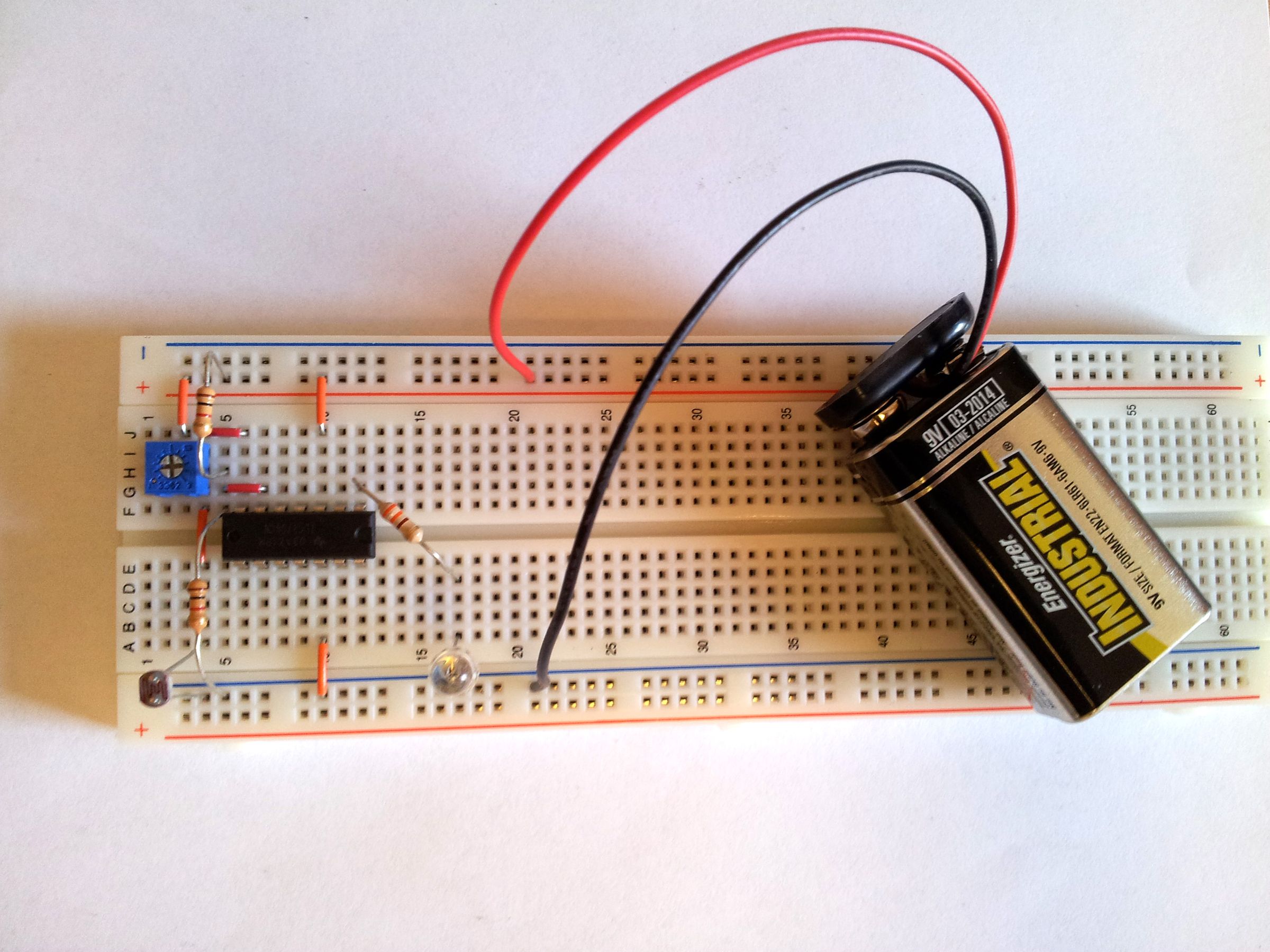 Simple Light Detector With Sensitivity Control : 7 Steps (with Pictures ...