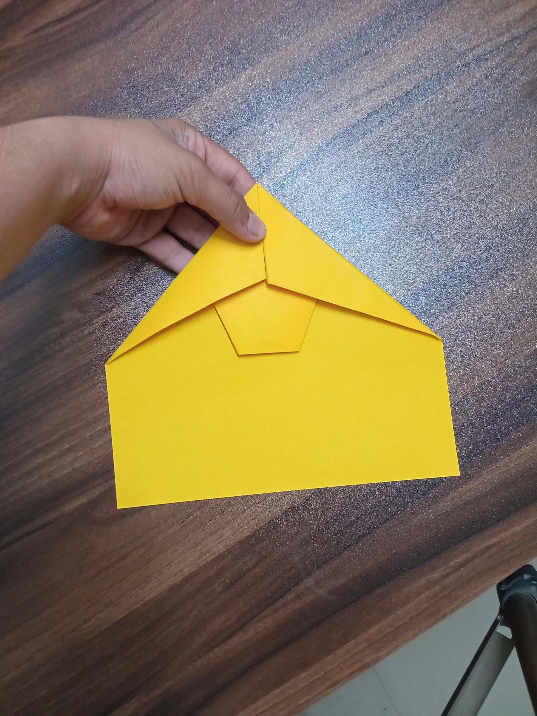 Glide Like a Pro With the Suzanne Airplane : 5 Steps (with Pictures ...