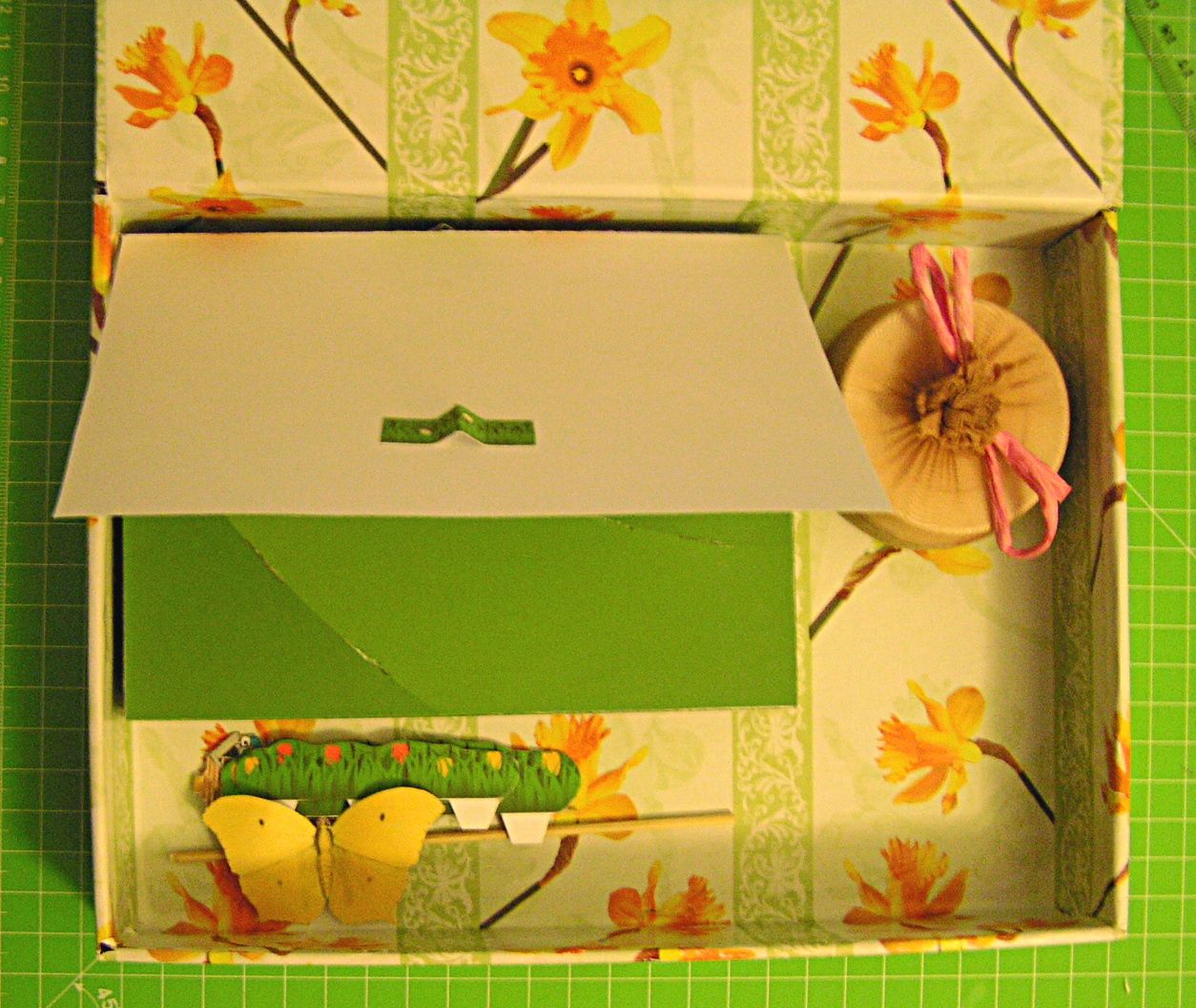 Spring-in-a-Box : 10 Steps - Instructables