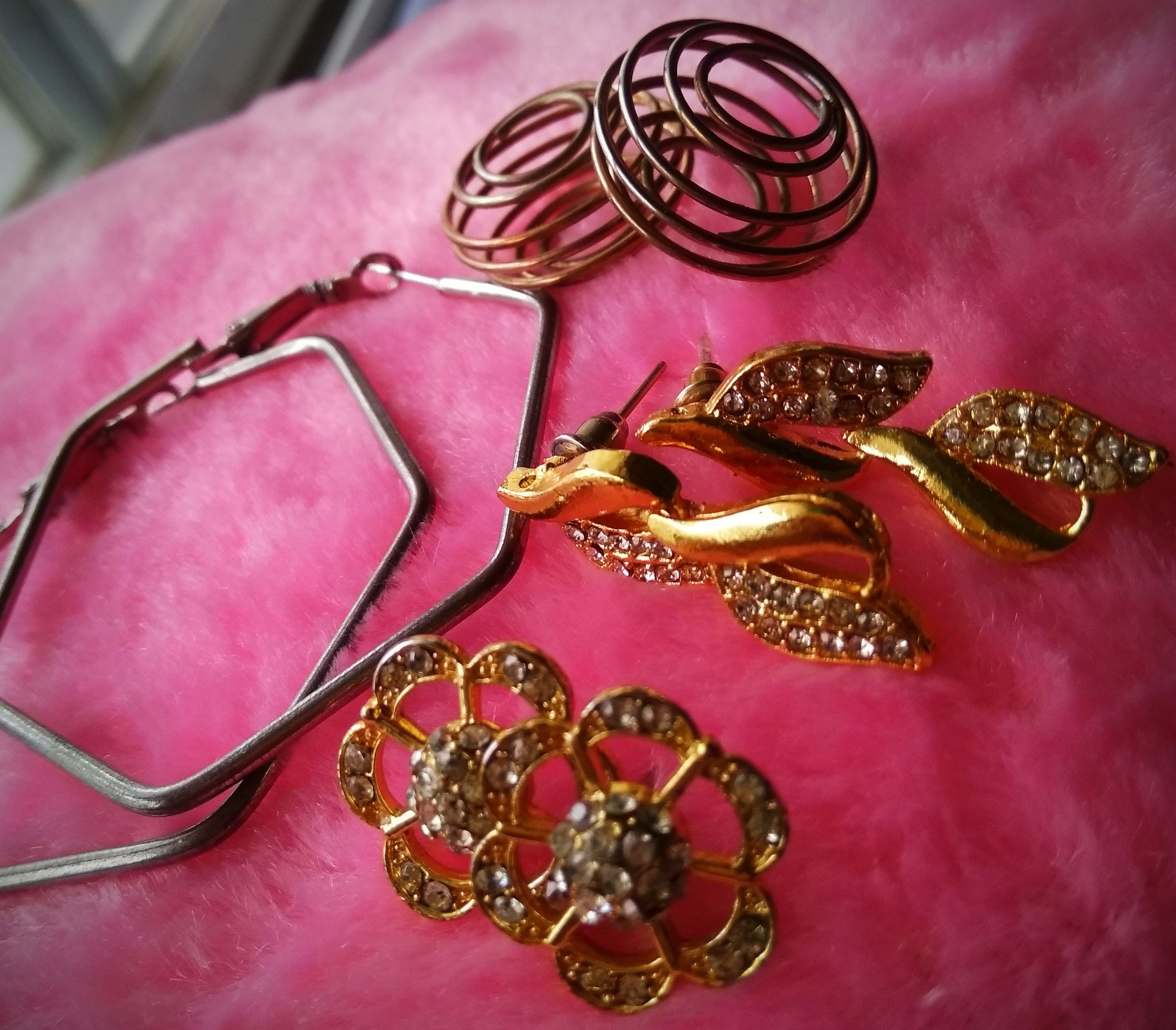 DIY Designer Hoops!!! : 4 Steps - Instructables