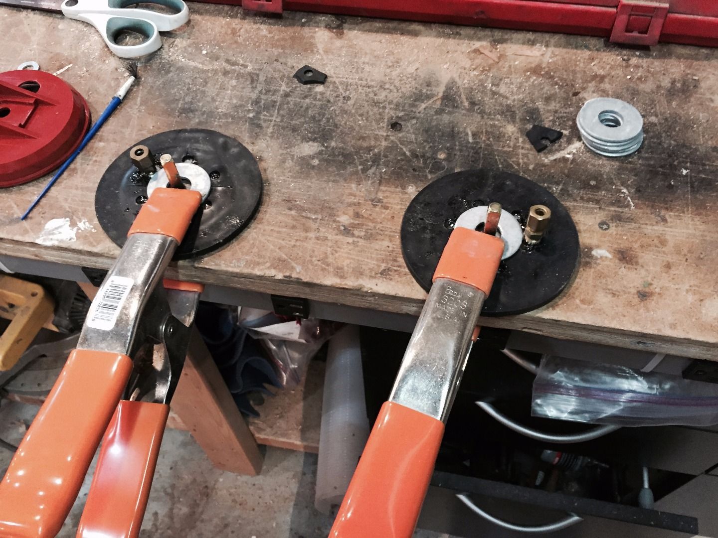 How to Make a Vacuum Powered Plywood Lifter for Your Workshop : 5 Steps ...