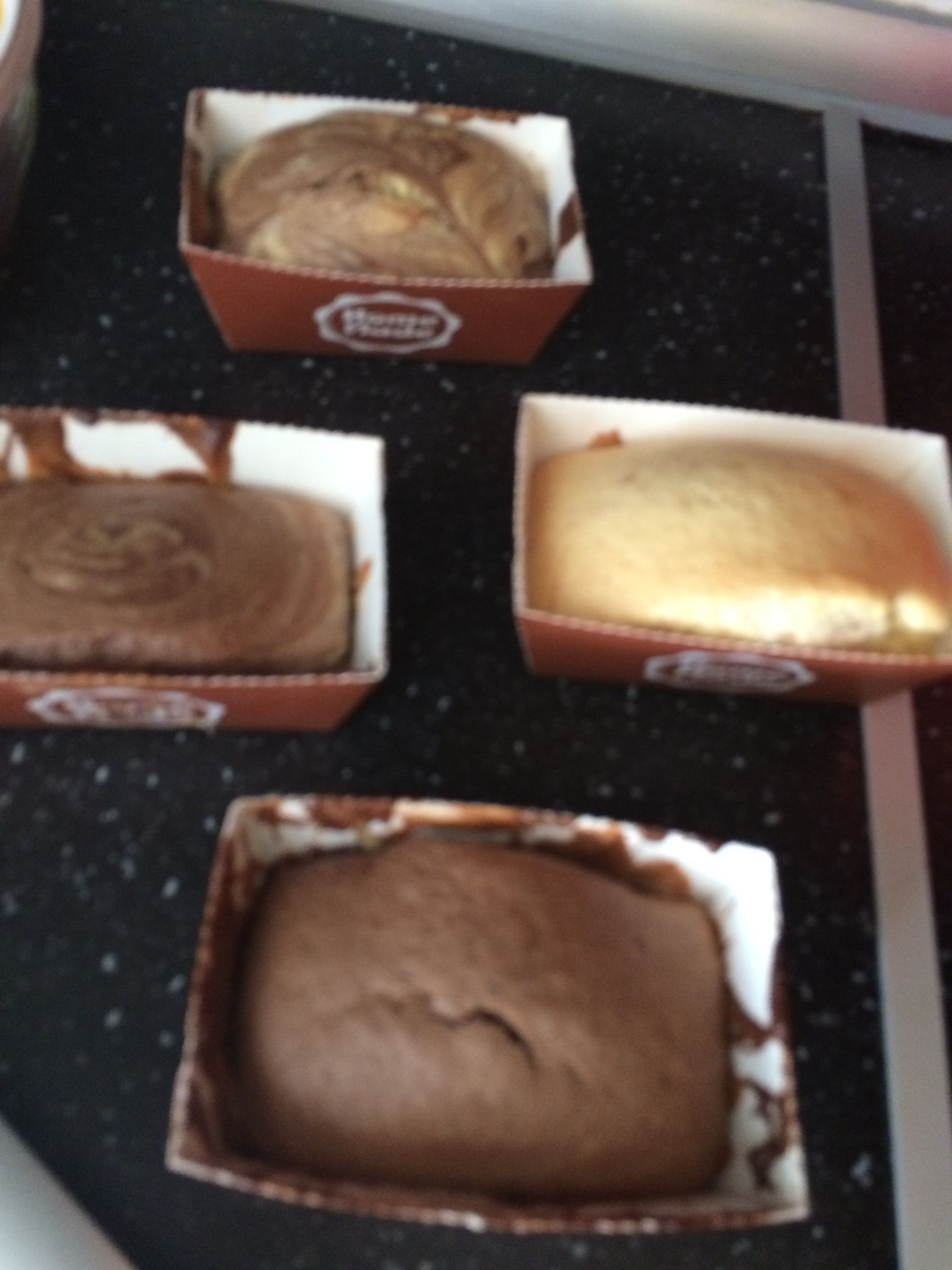 Homemade Mini Cakes : 6 Steps (with Pictures) - Instructables