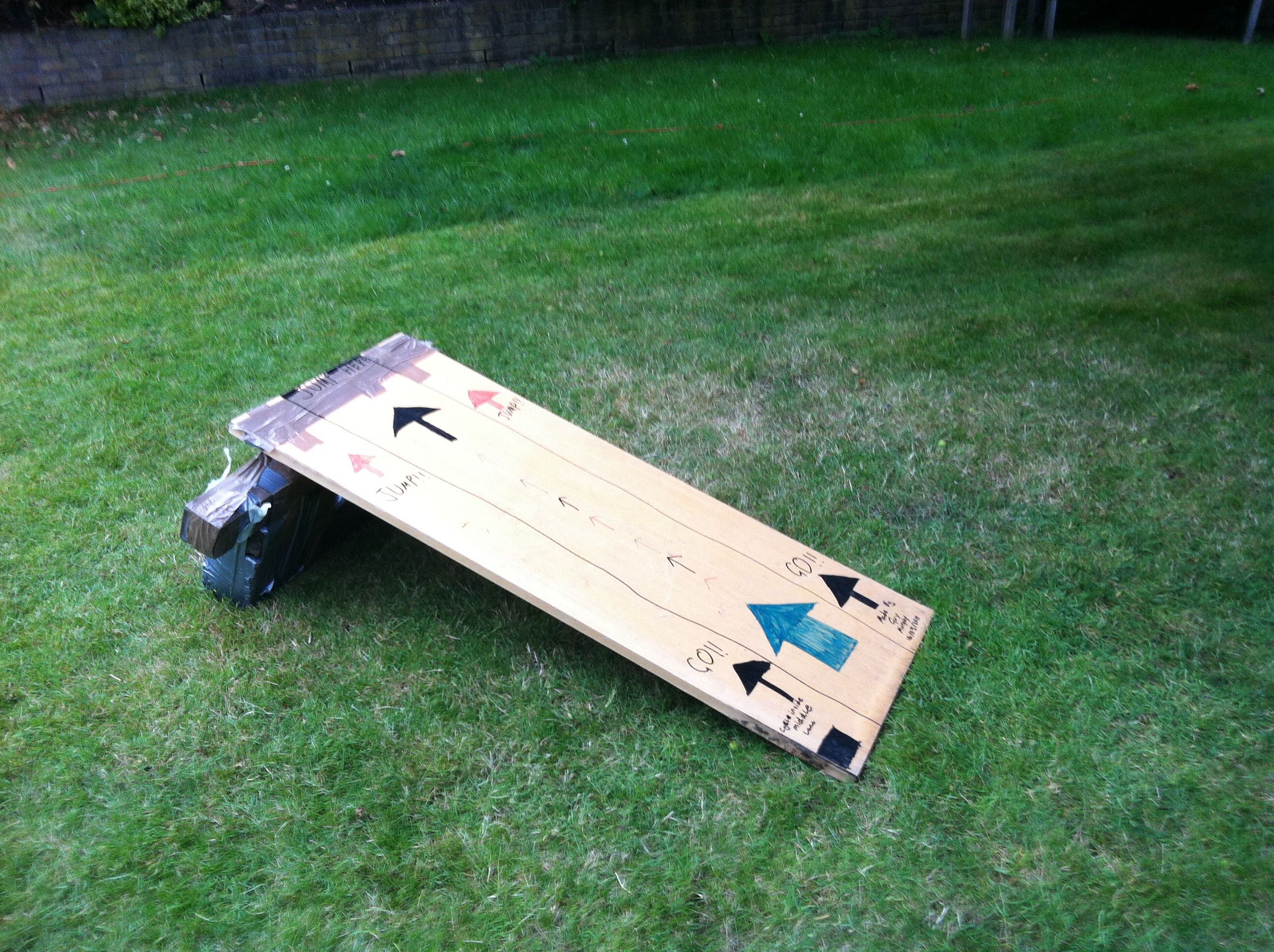 Simple Homemade Bike/Skateboard Ramp : 5 Steps - Instructables
