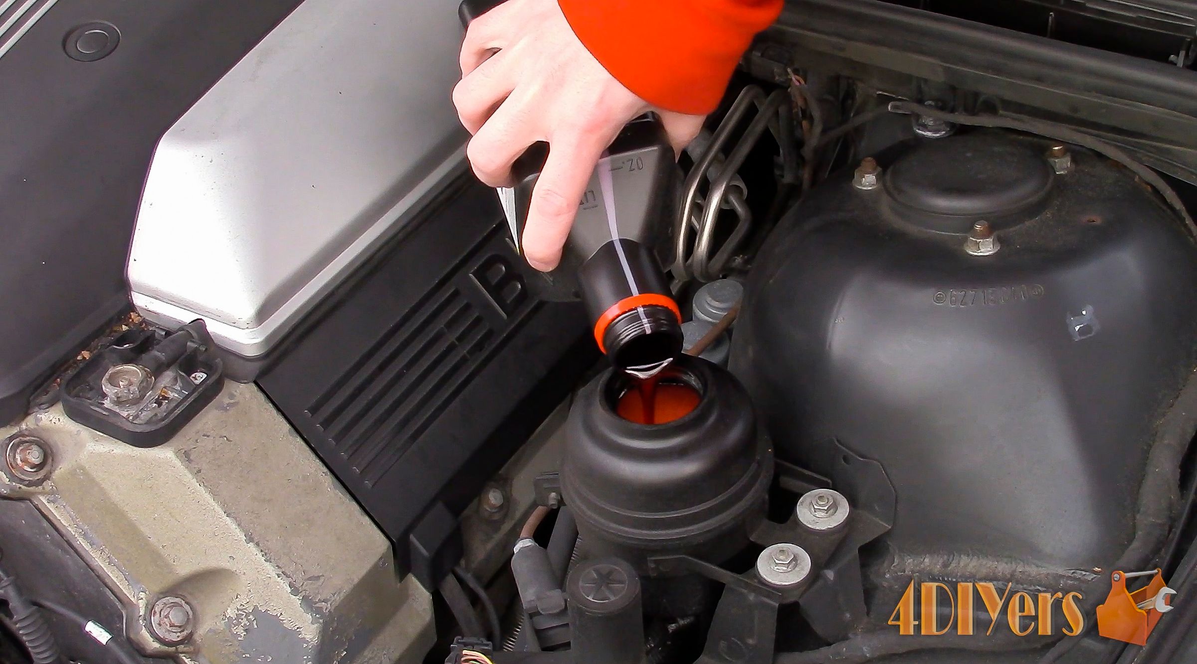 How to Replace Power Steering Fluid (with a Drain) : 5 Steps (with ...