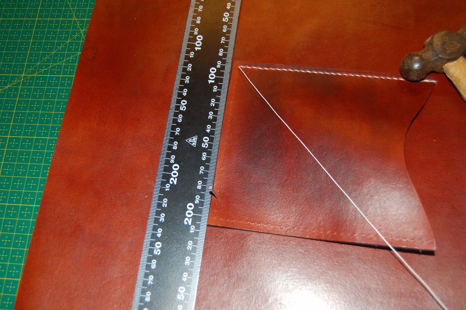 Classic Leather Briefcase With Accordion Gusset : 22 Steps (with ...