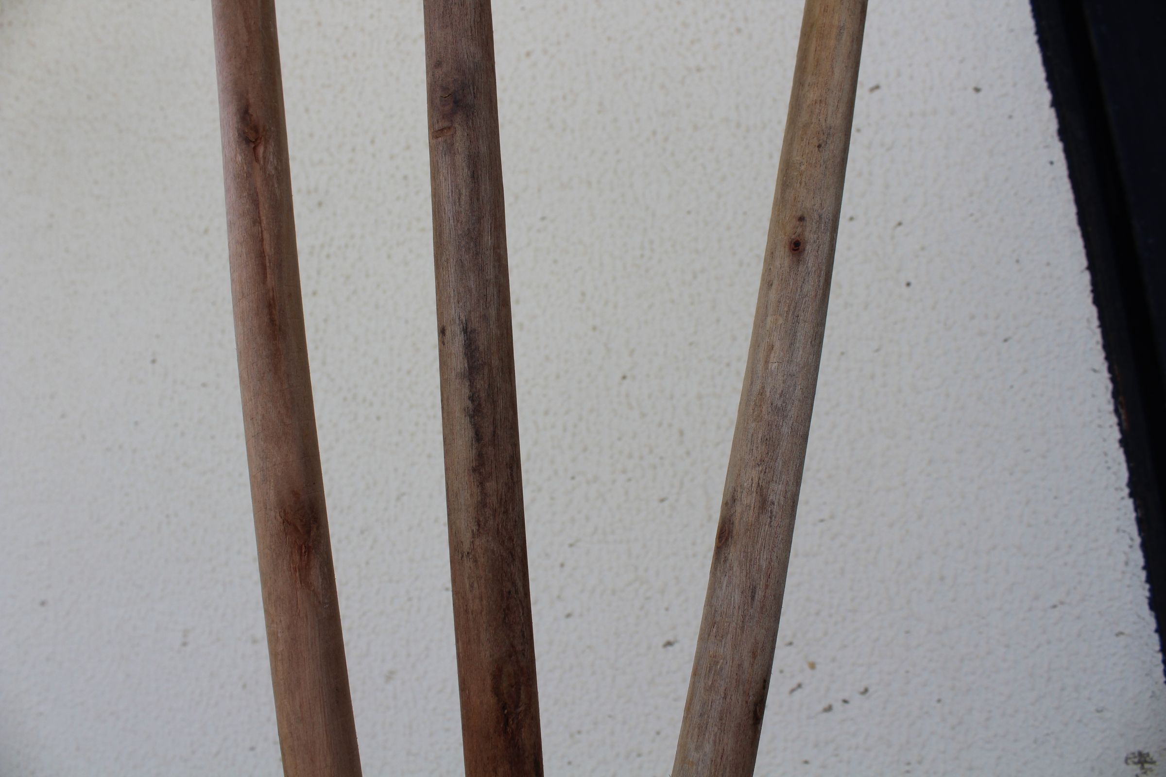 How to Make a Wooden Tripod : 9 Steps (with Pictures) - Instructables