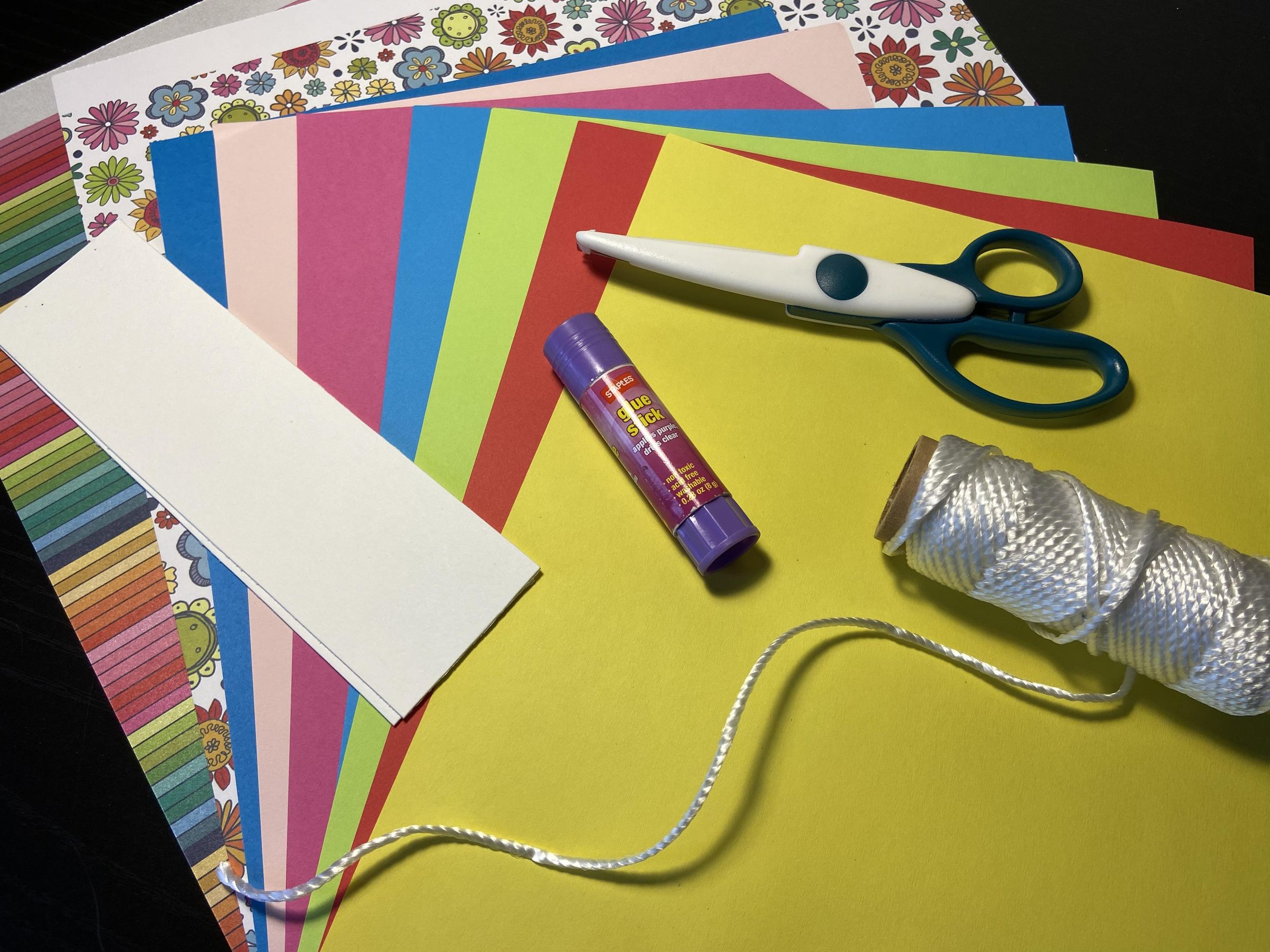 Scrap Paper Bookmarks : 7 Steps (with Pictures) - Instructables