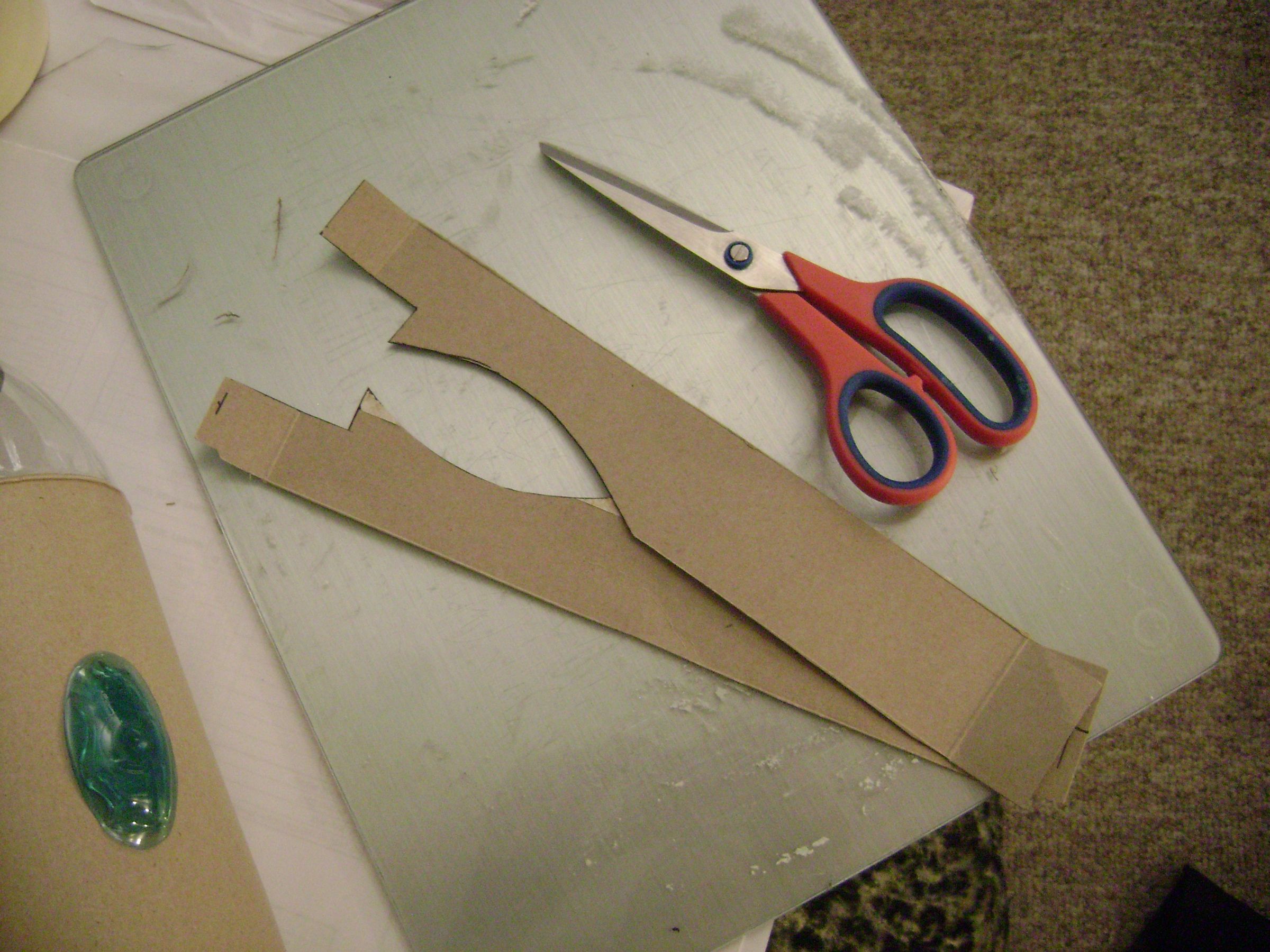 Rocketeer Rocket Pack From Trash : 8 Steps (with Pictures) - Instructables