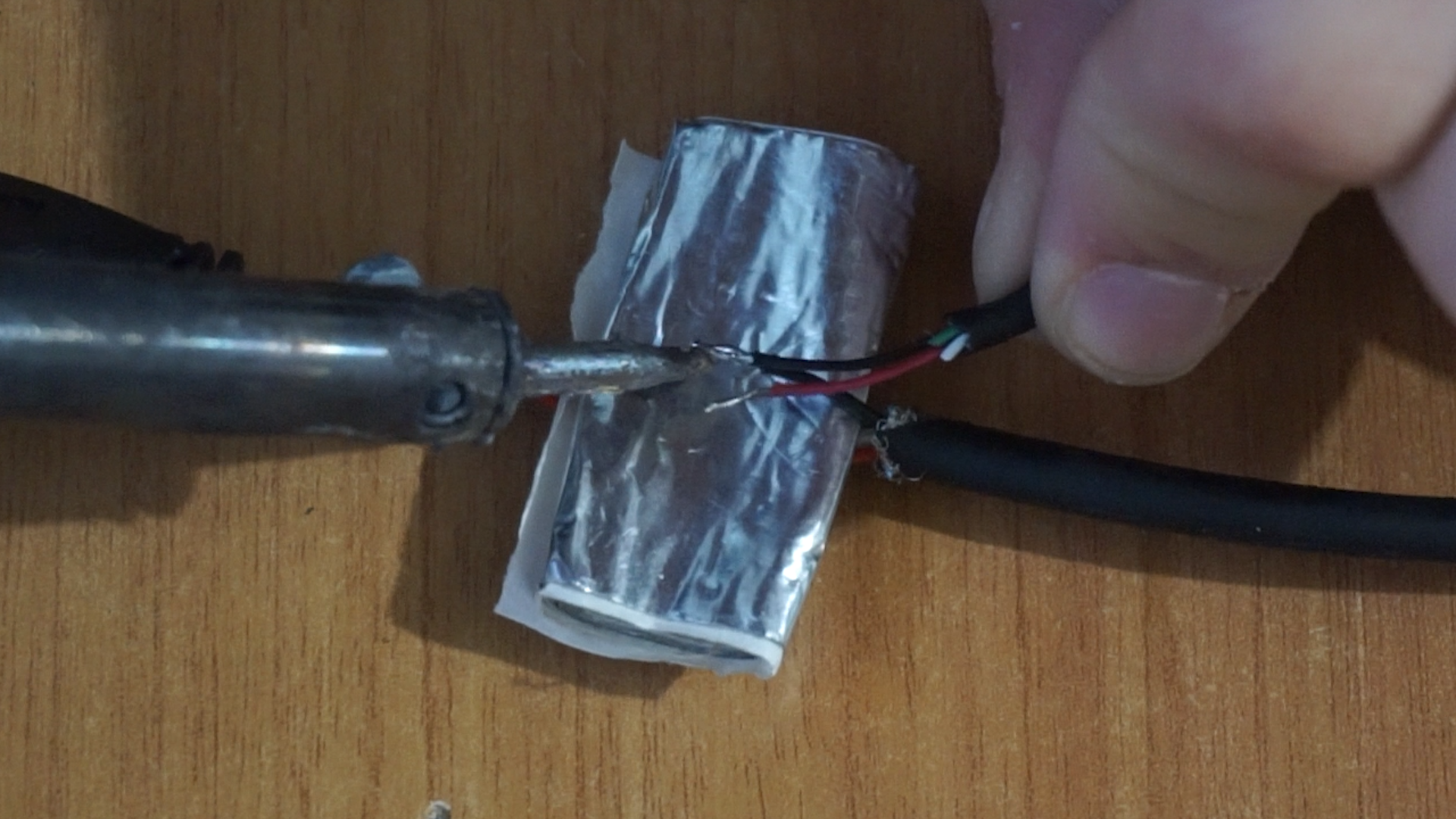 How to Add Separate USB Power Supply to an External Hard Drive : 13 ...