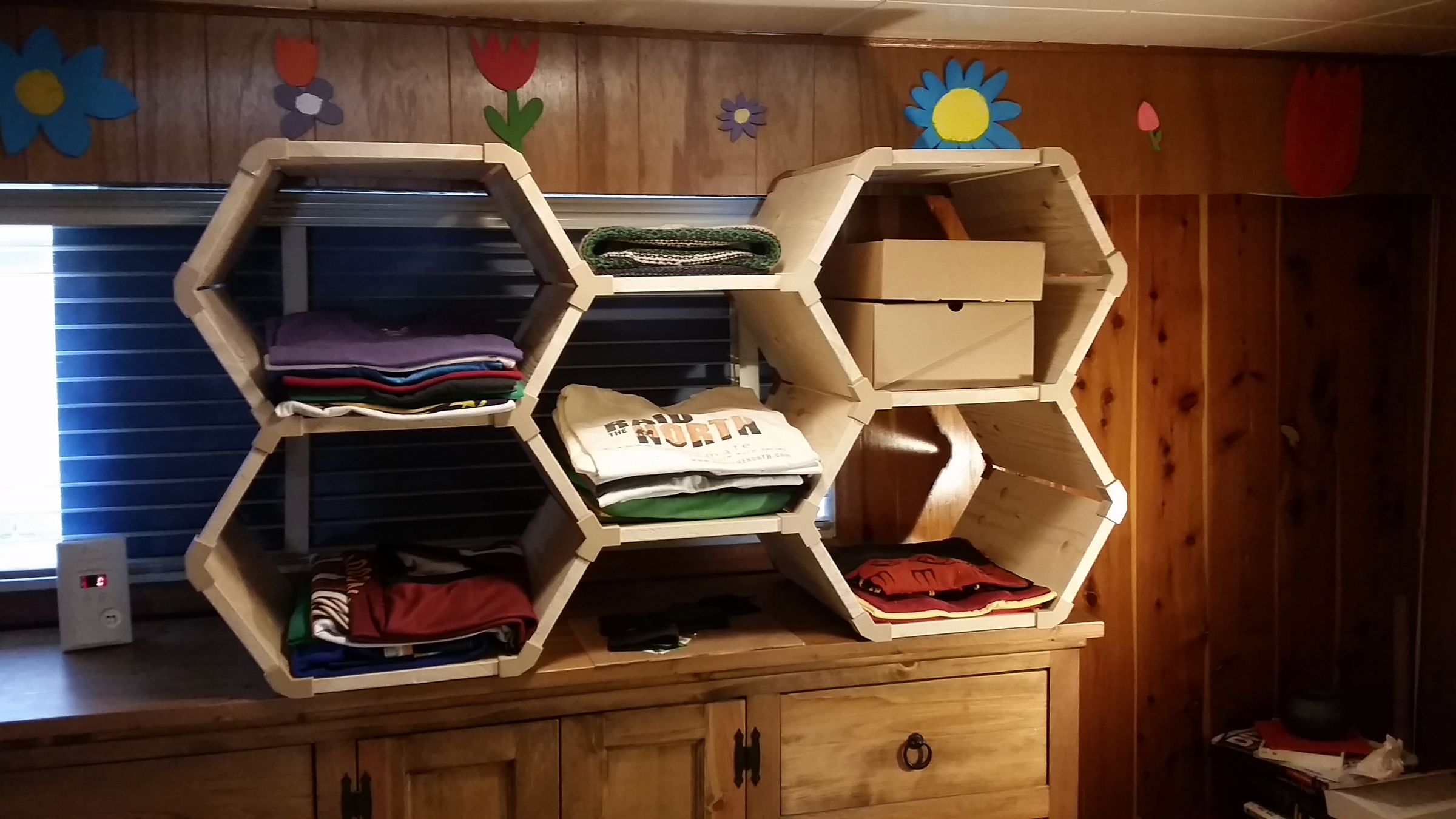 Custom Hexagon Shelves Using 3D Printing : 6 Steps (with Pictures ...