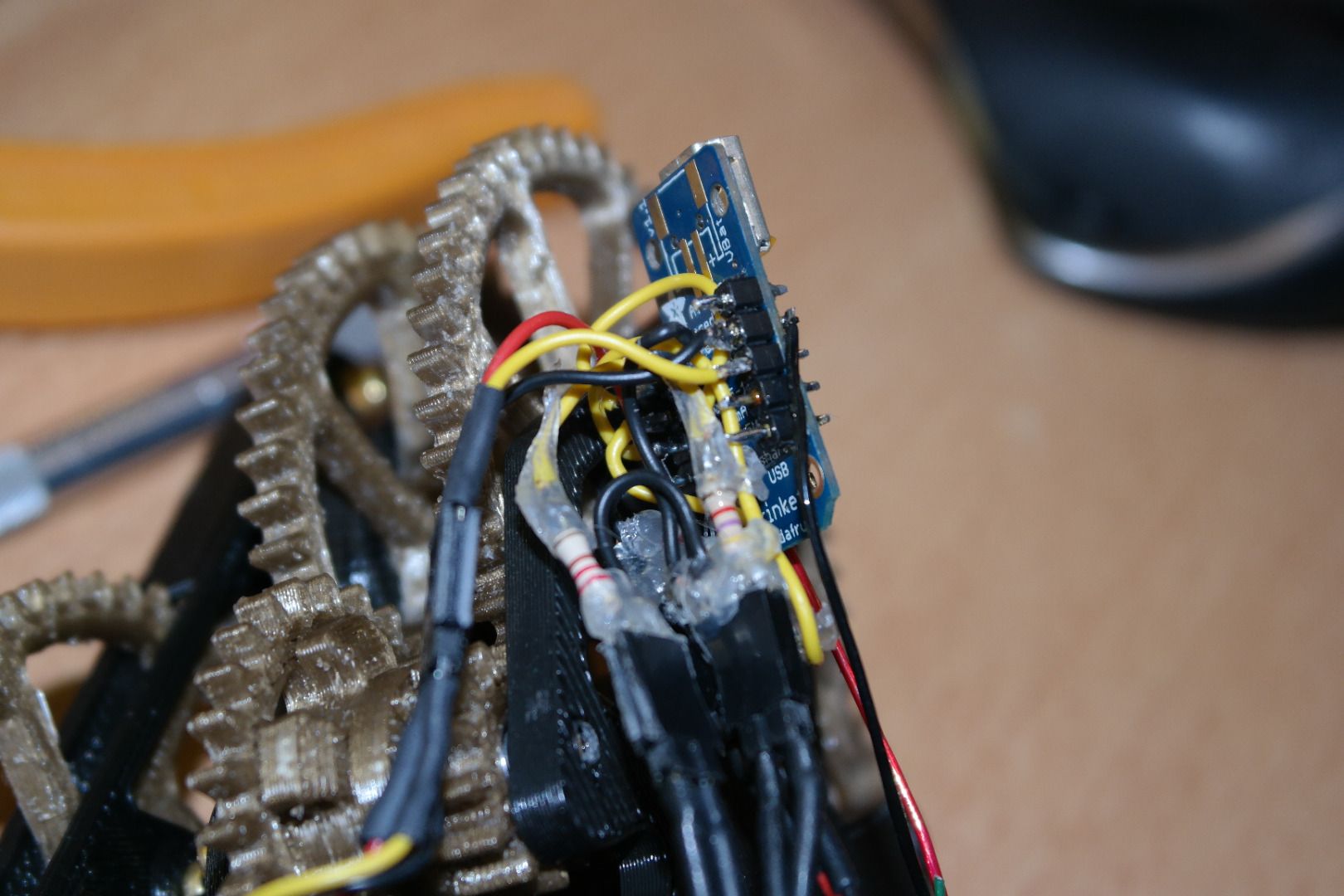 Hand in Hand Skeleton Clock : 11 Steps (with Pictures) - Instructables