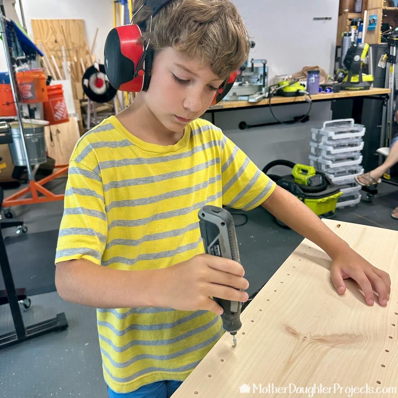 How Make a Basic Beginner Bookcase : 5 Steps (with Pictures) - Instructables