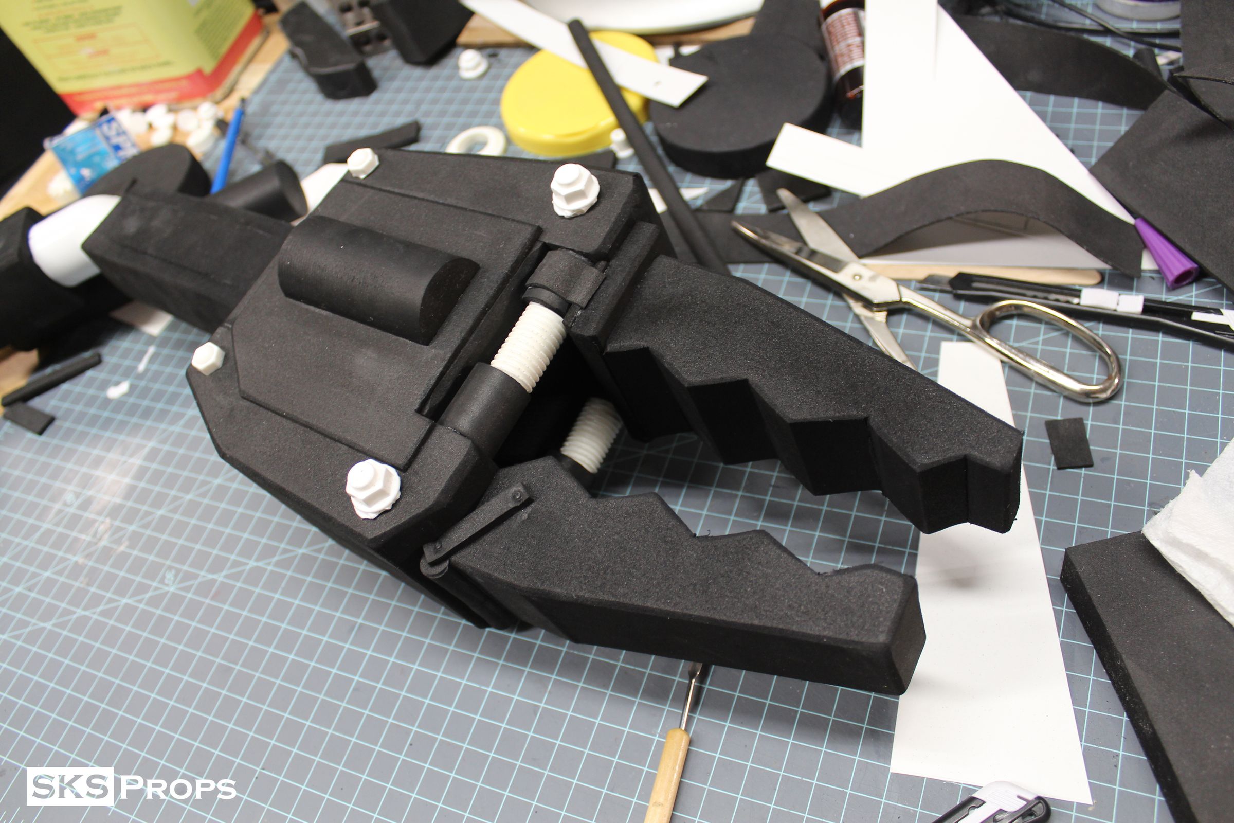 Warhammer 40K Tech Priest Cosplay - SKS Props : 35 Steps (with Pictures ...