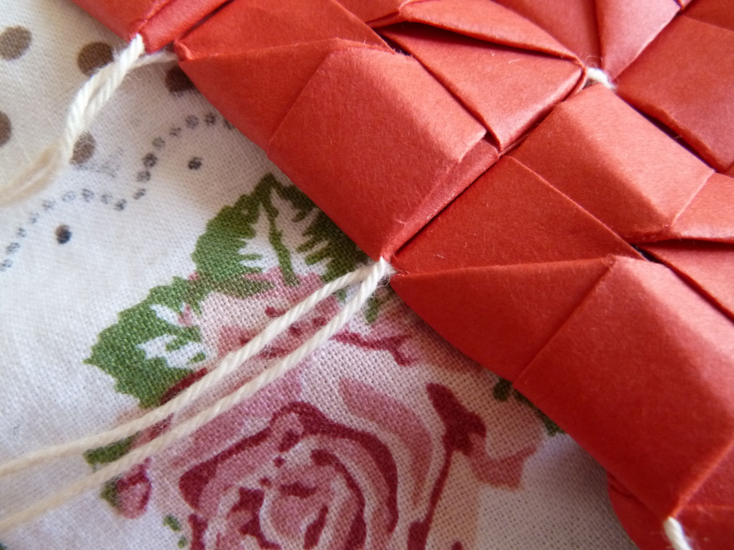 Paper Heart Decorations : 16 Steps (with Pictures) - Instructables