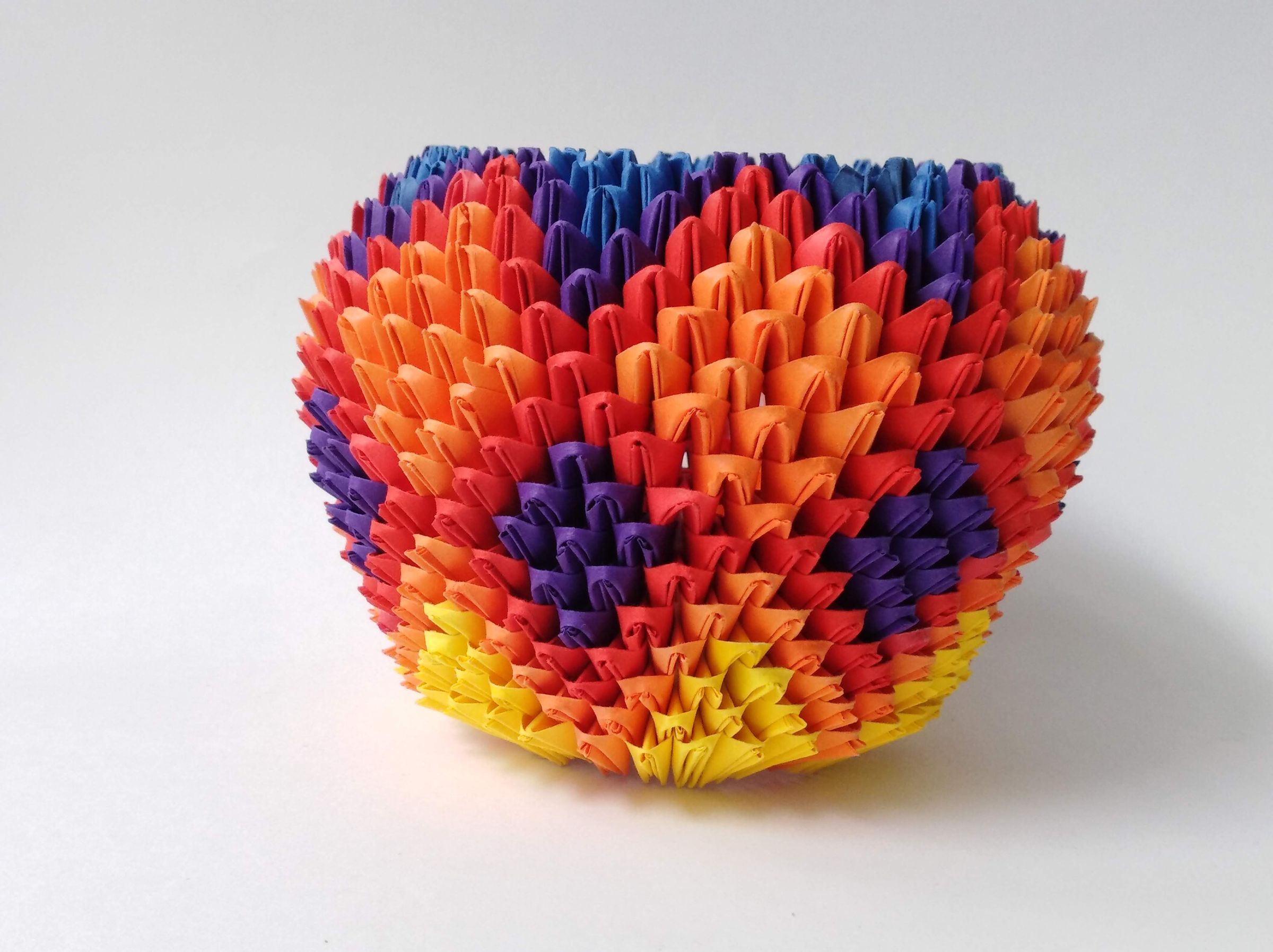 WATERPROOF Rainbow Origami Vase : 7 Steps (with Pictures) - Instructables