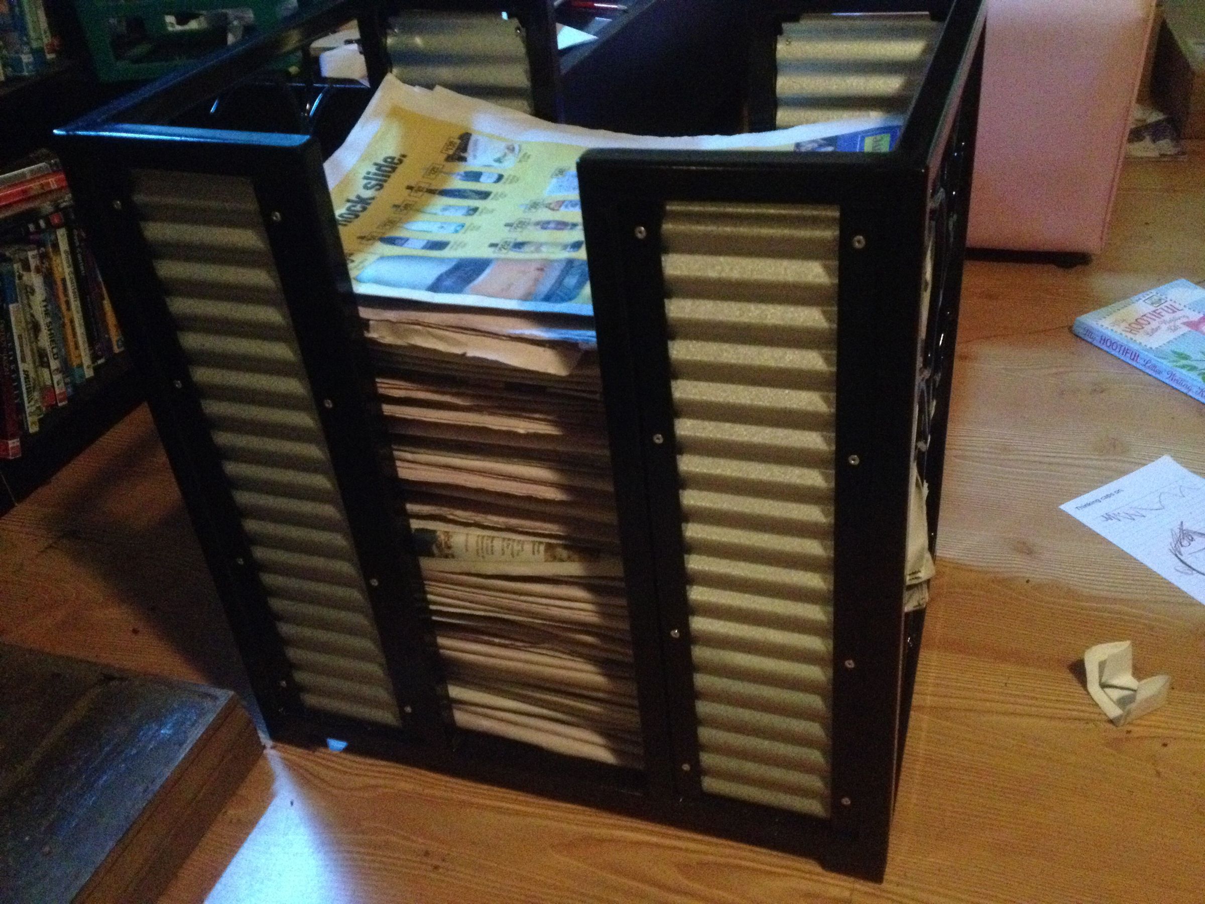 Newspaper Holder : 8 Steps - Instructables