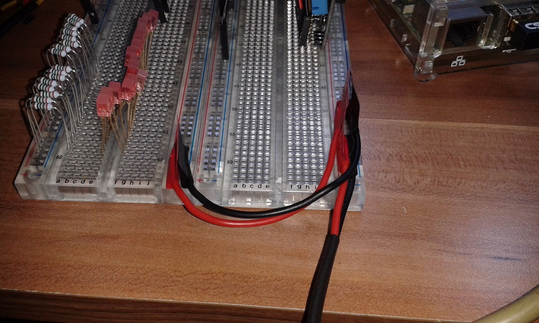 Breadboard Power Distribution Wires : 8 Steps (with Pictures ...