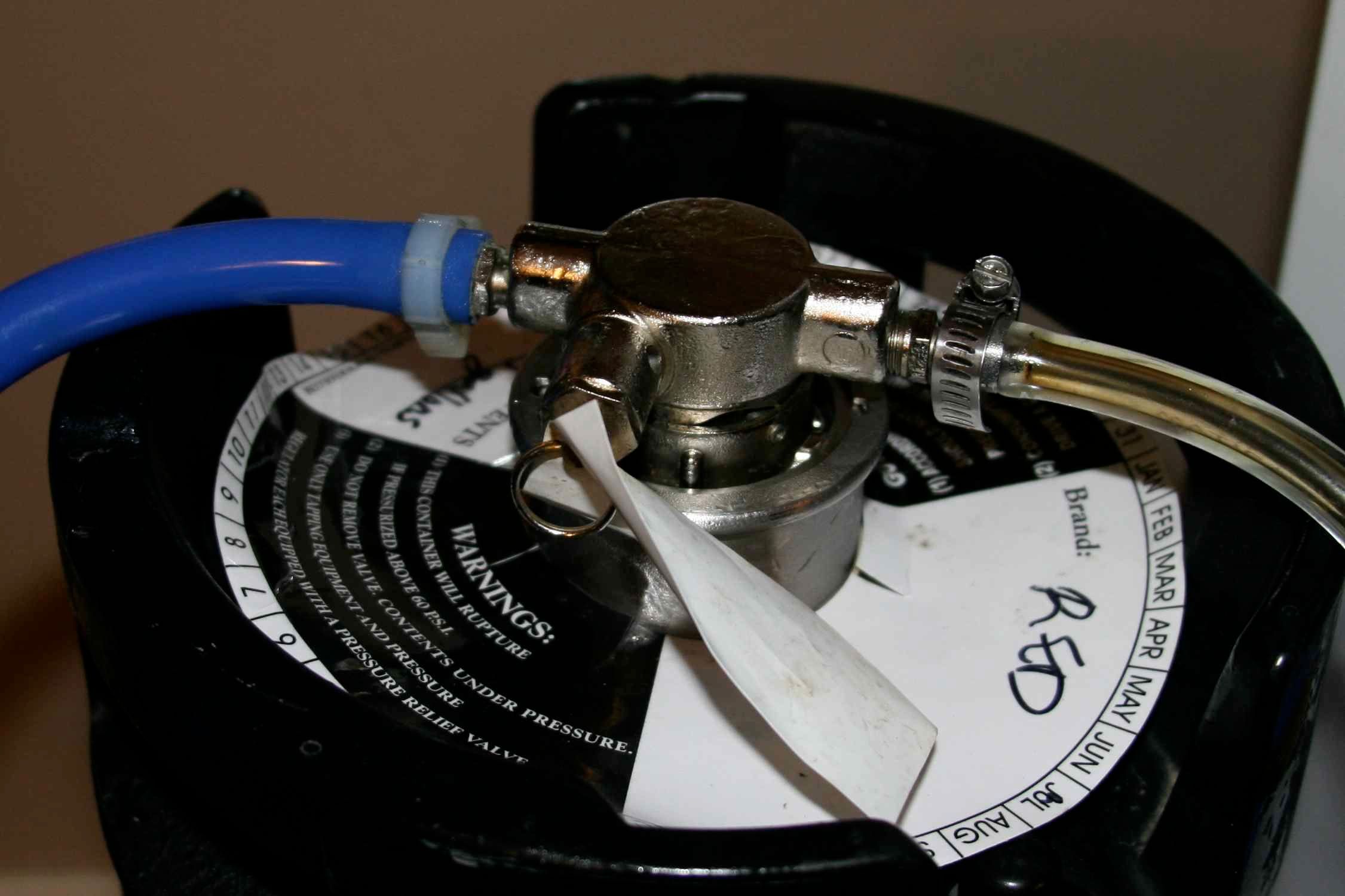 Build Your Own Single or Dual Tap Kegerator for Home Brew Kegs : 12 ...