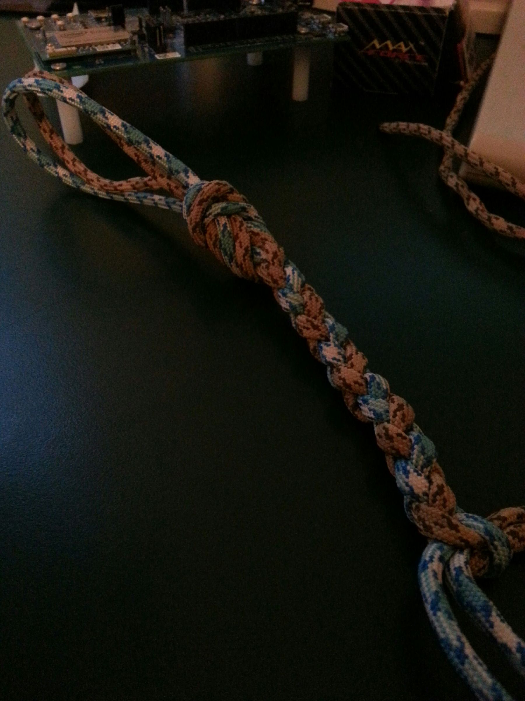 4 Strand Round Braid : 3 Steps - Instructables