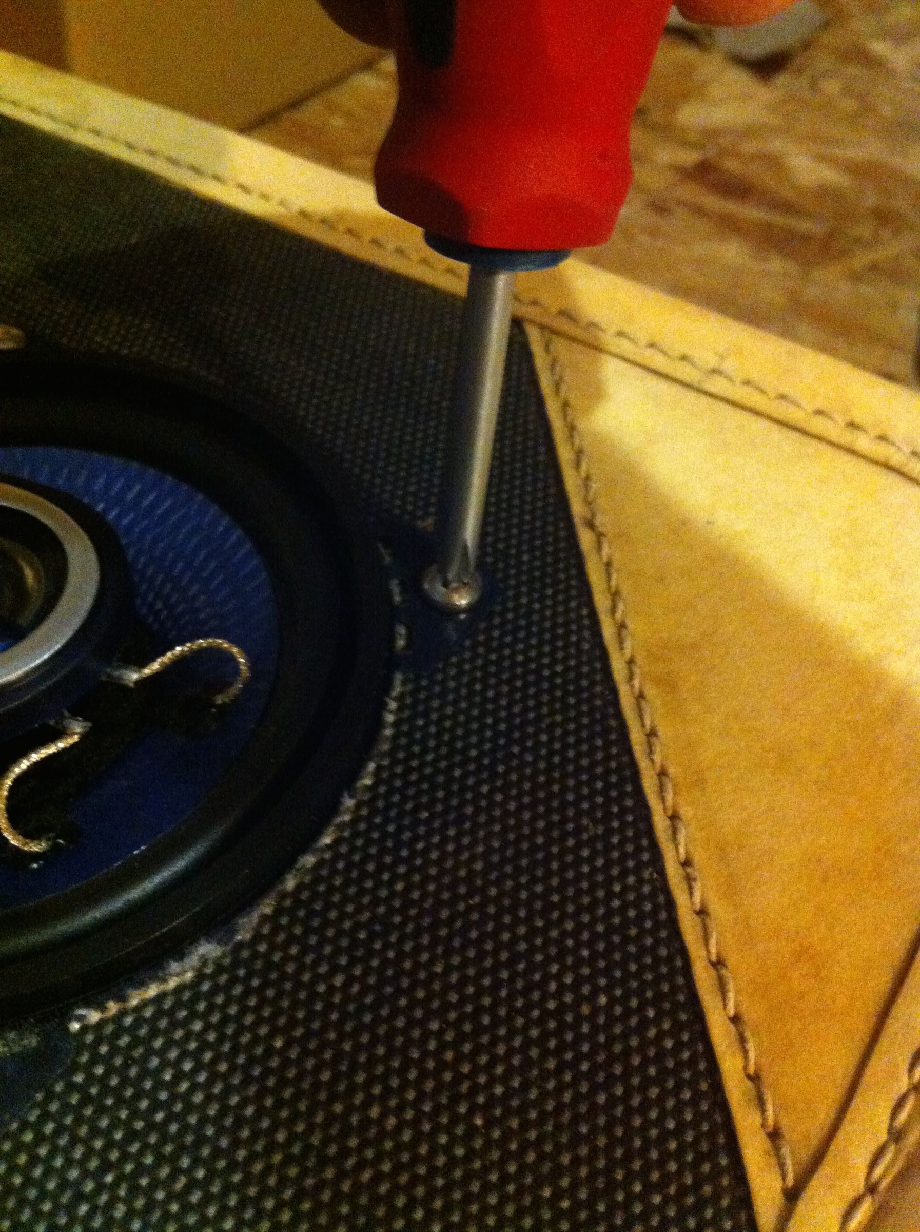 Vintage Beat Box Suitcase : 7 Steps (with Pictures) - Instructables