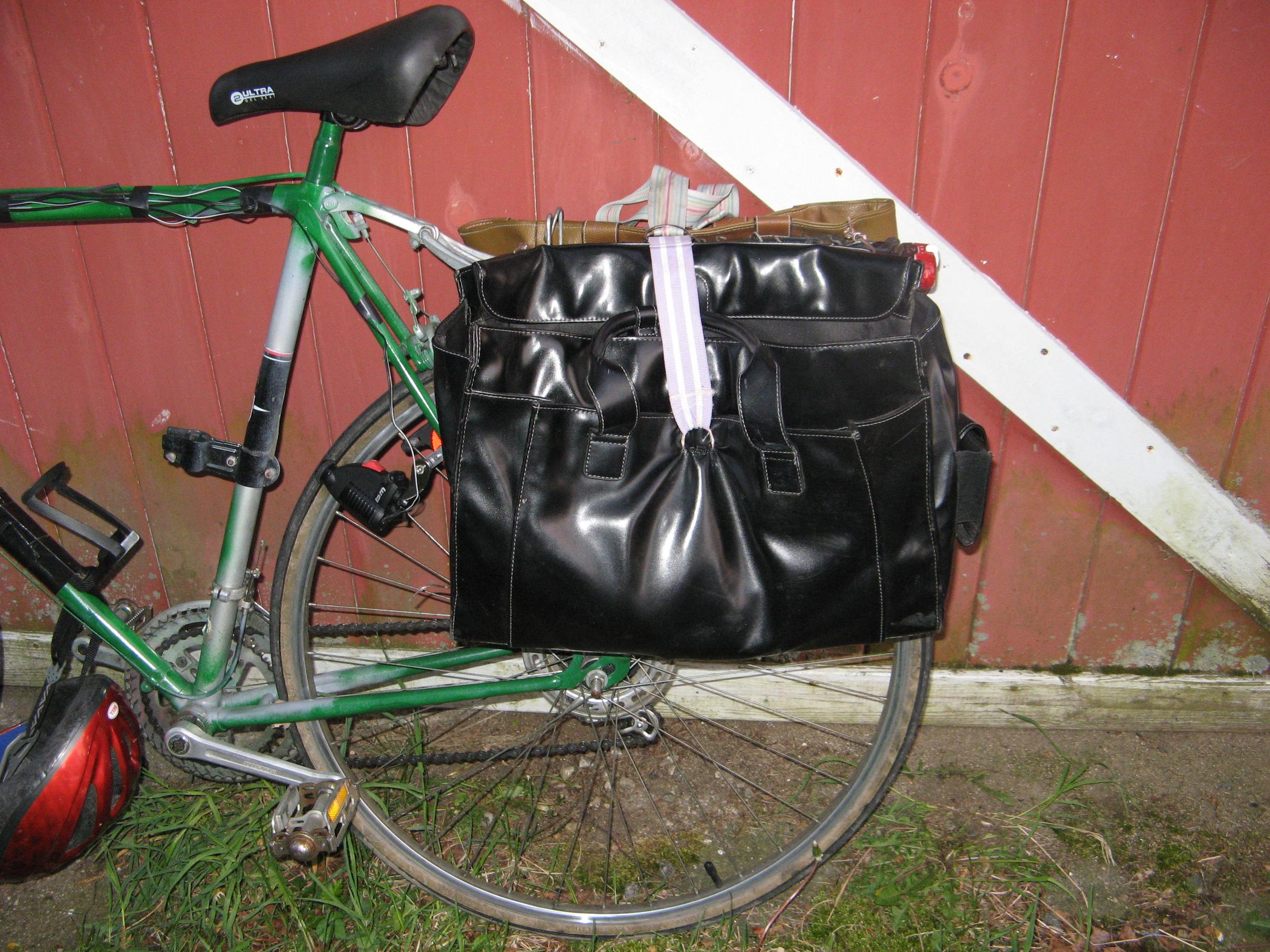 Bike Panniers: Second-hand, Recycled Goodness : 5 Steps (with Pictures ...