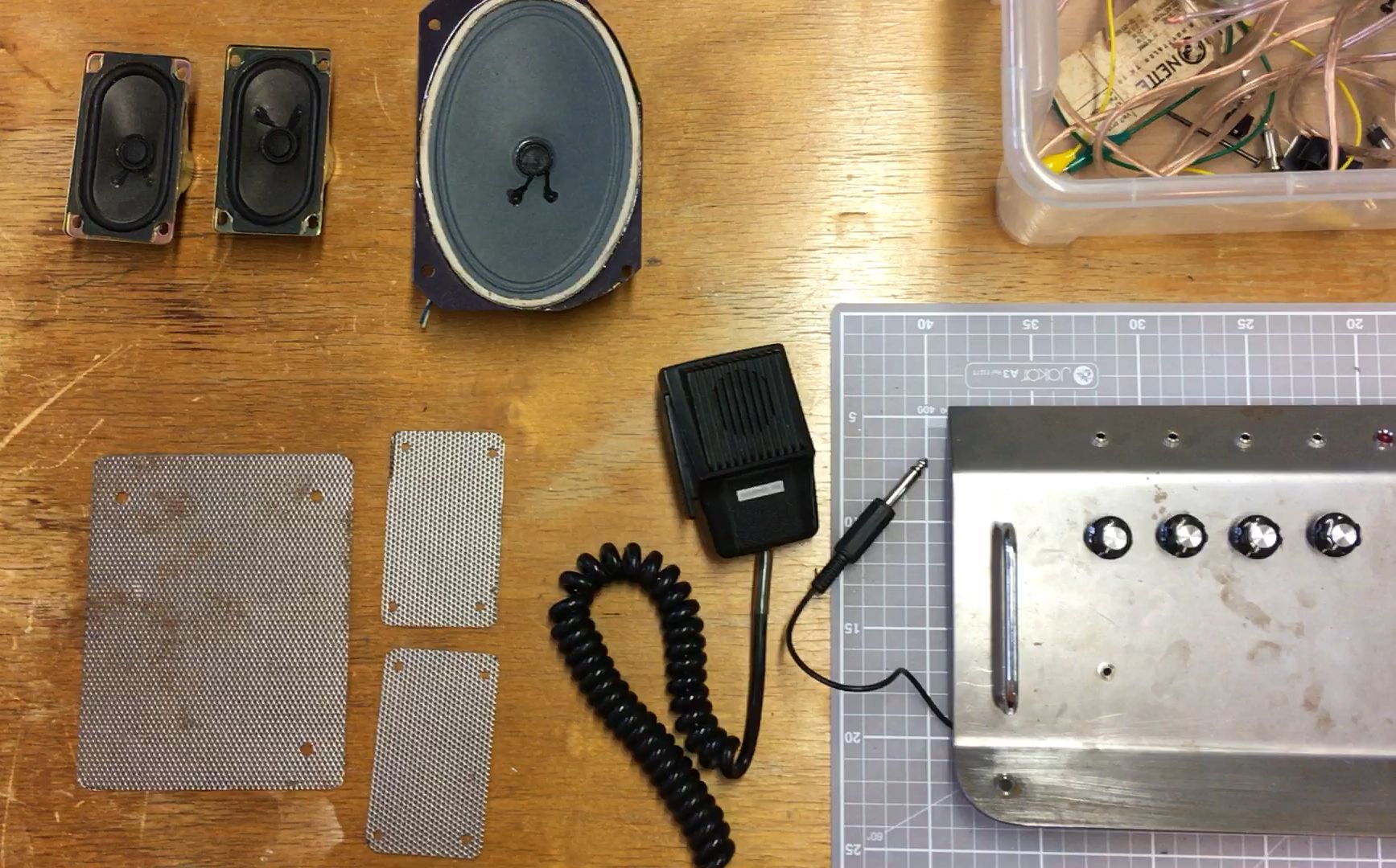 The Portable Laff Box : 13 Steps (with Pictures) - Instructables