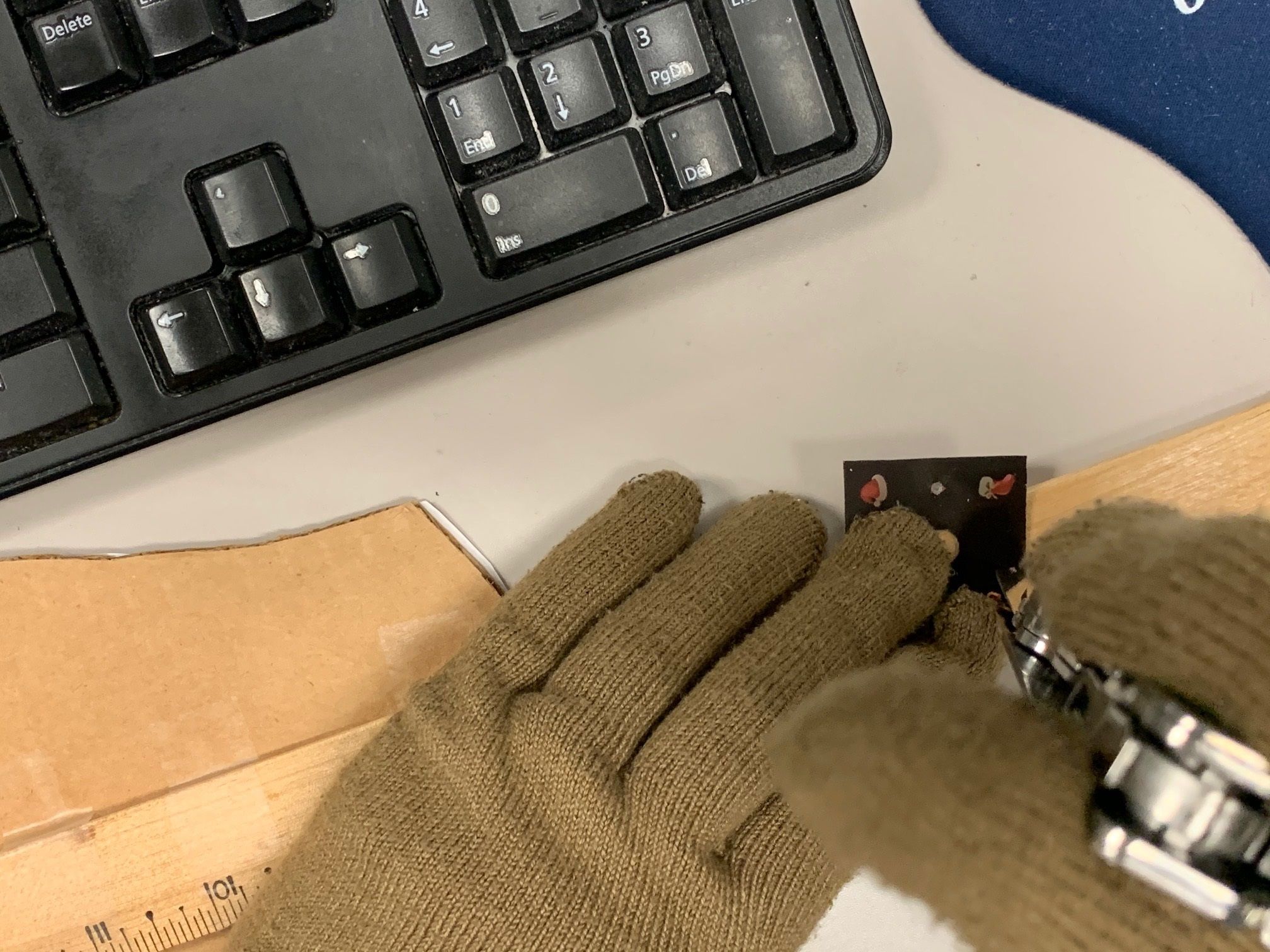 Custom Slides for Outdoor Holiday Projector : 6 Steps (with Pictures ...